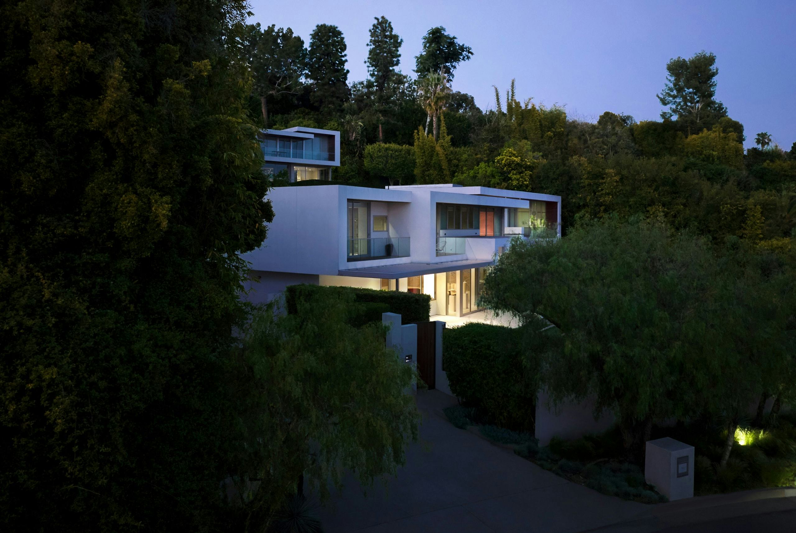 Edna Mode's House From Disney's 'The Incredibles' Is On Airbnb