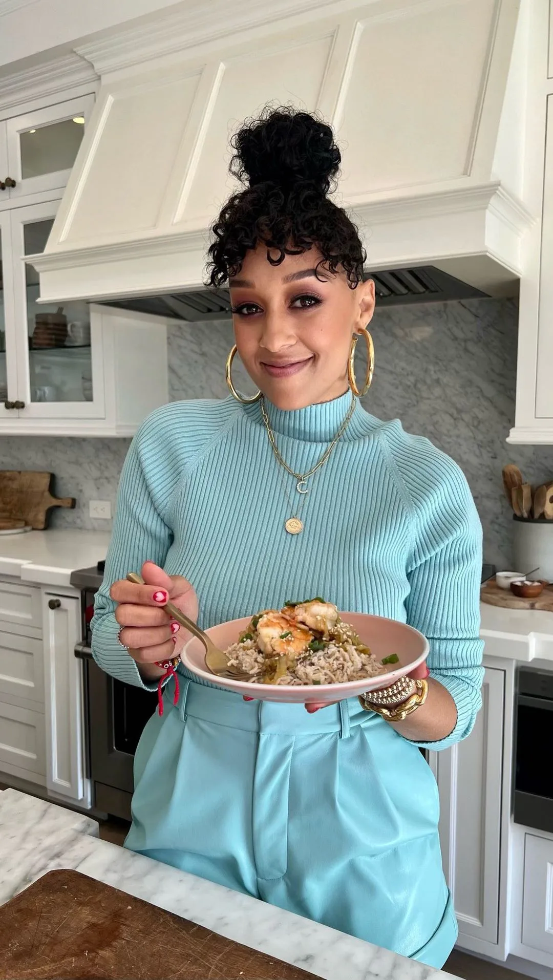 Tia Mowry's Best-Ever Hairstyles Are More Like Works Of Art