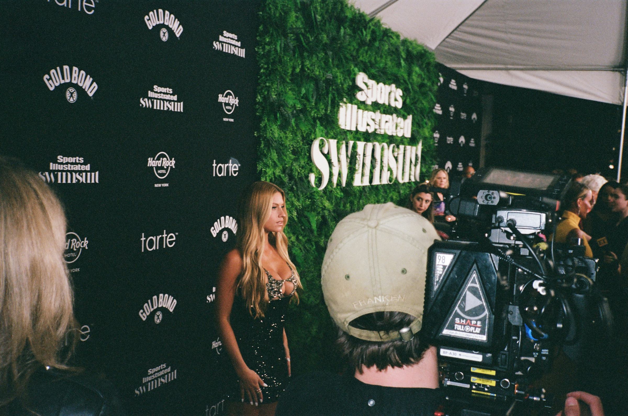 Xandra Pohl On ‘Sports Illustrated,’ Breakups, & Her DJ Career