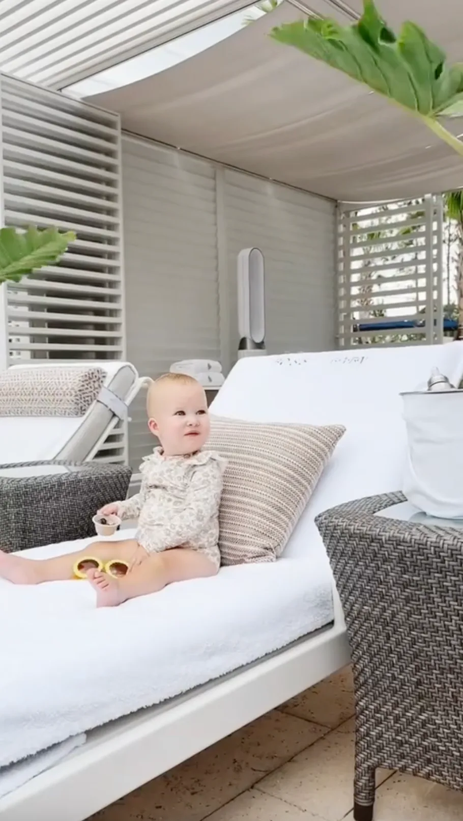 I Went To Four Seasons Orlando Like Viral “Fully Conscious” Baby