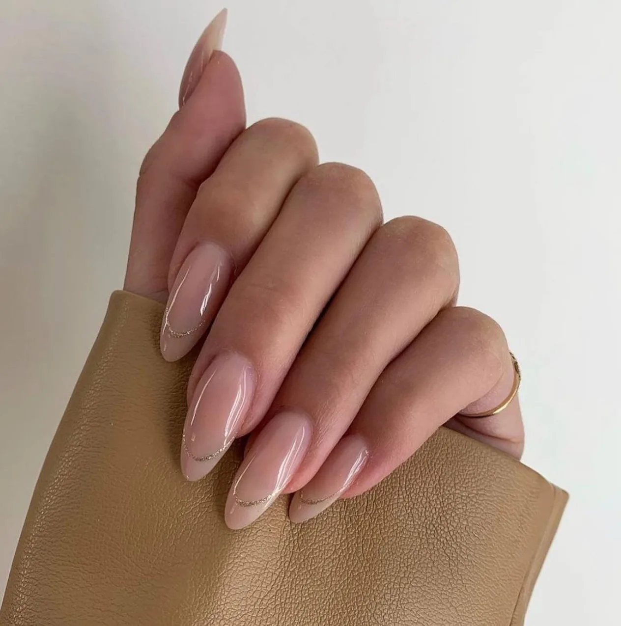 40 Simple Nail Designs Any Minimalist Will Love
