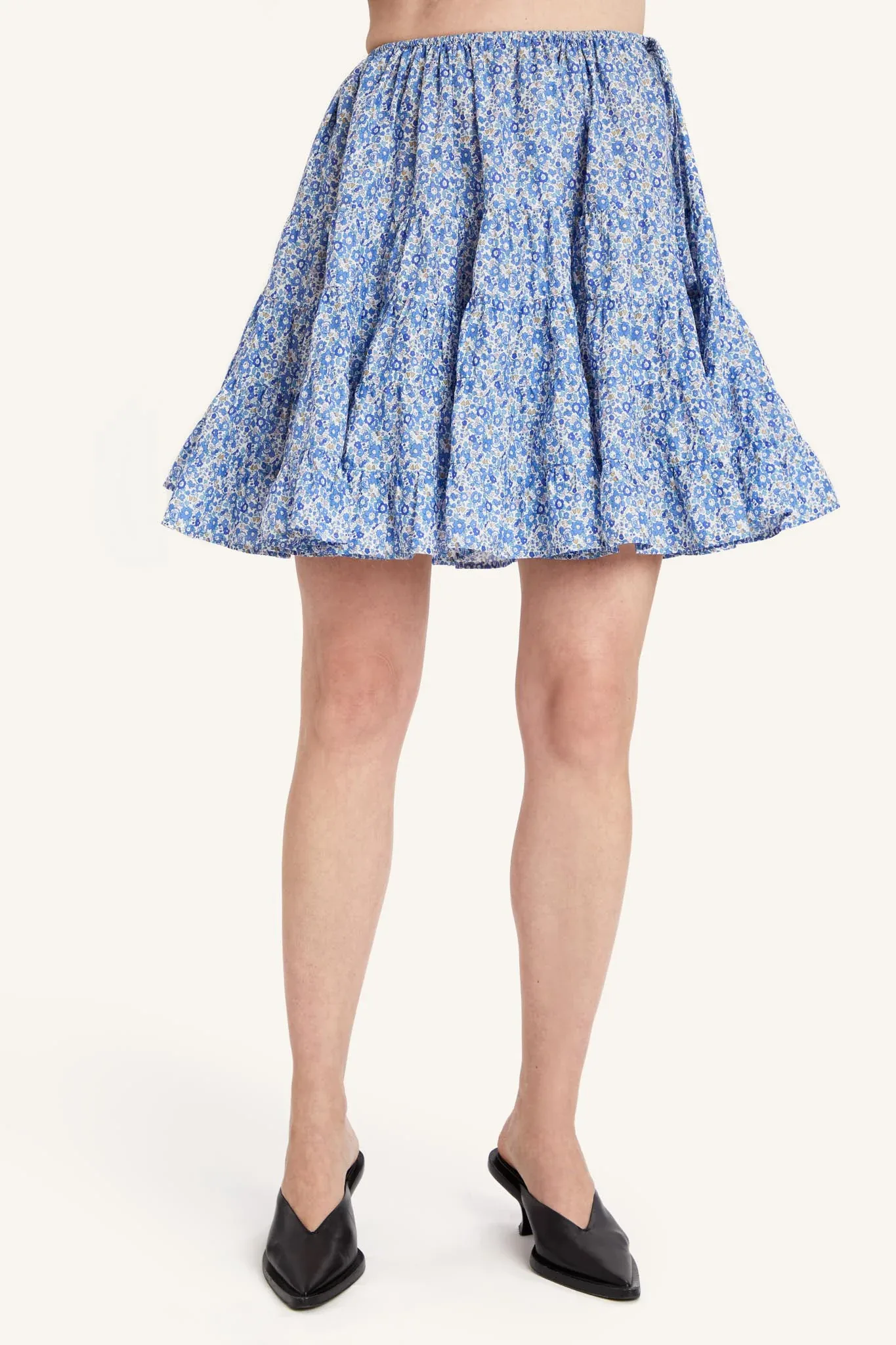 Printed Miniskirts Feel So Right For Balmy Weather