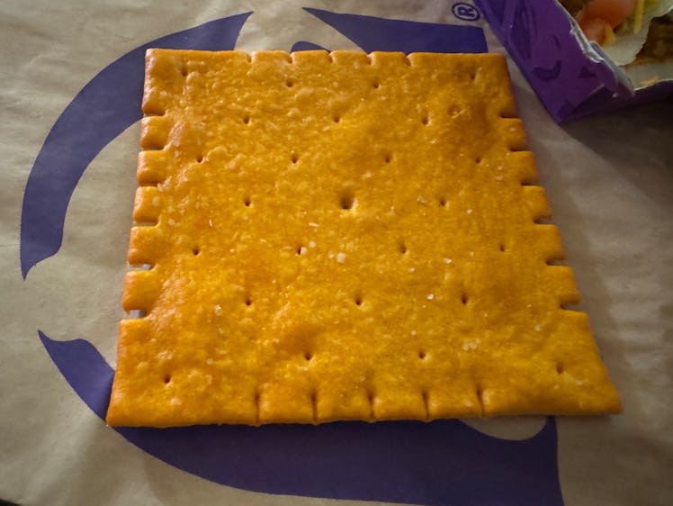 I Tried Taco Bells Giant Cheez It Menu And Its Surprising