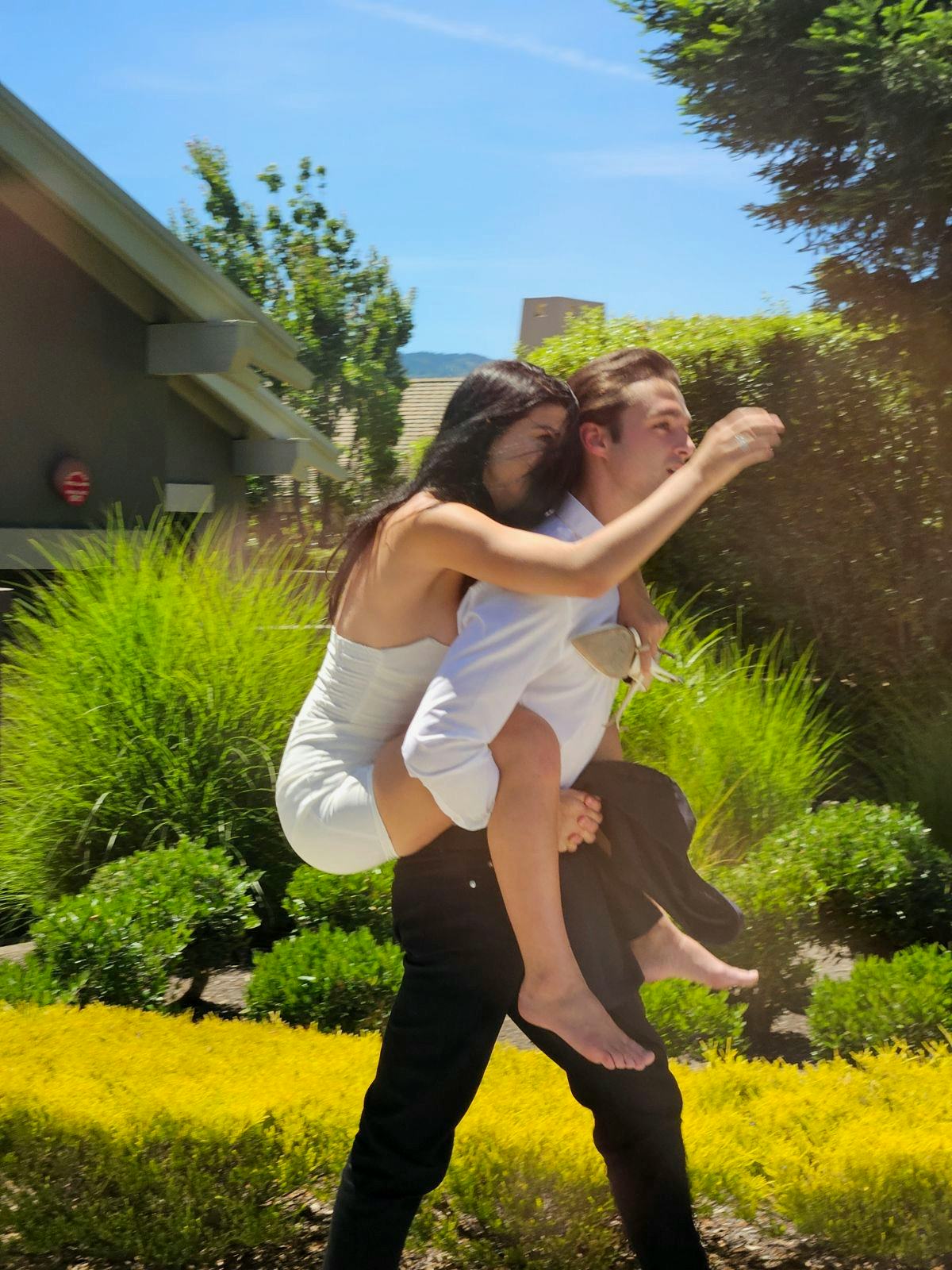 Phoebe Gates Graduates Early From Stanford