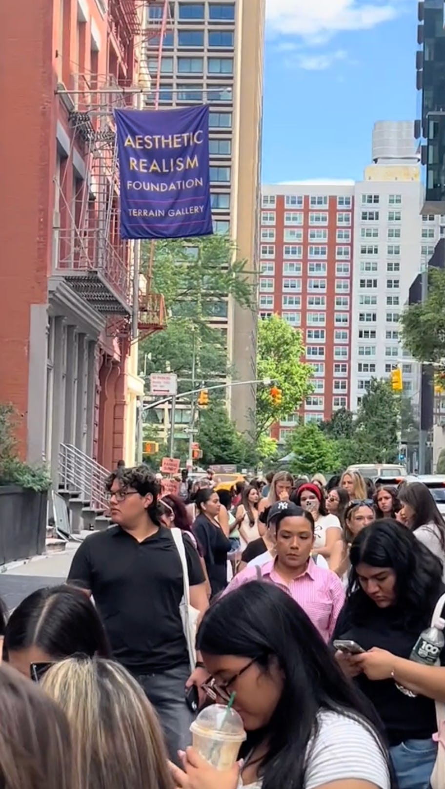 Is Hailey Bieber's Rhode Pocket-Sized Pop-Up Worth The Long Wait?