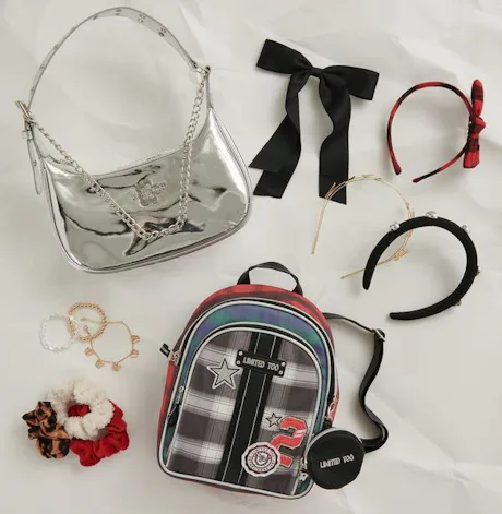 Limited Too Is Relaunching & The Brand Is Full Of '90s Goodness