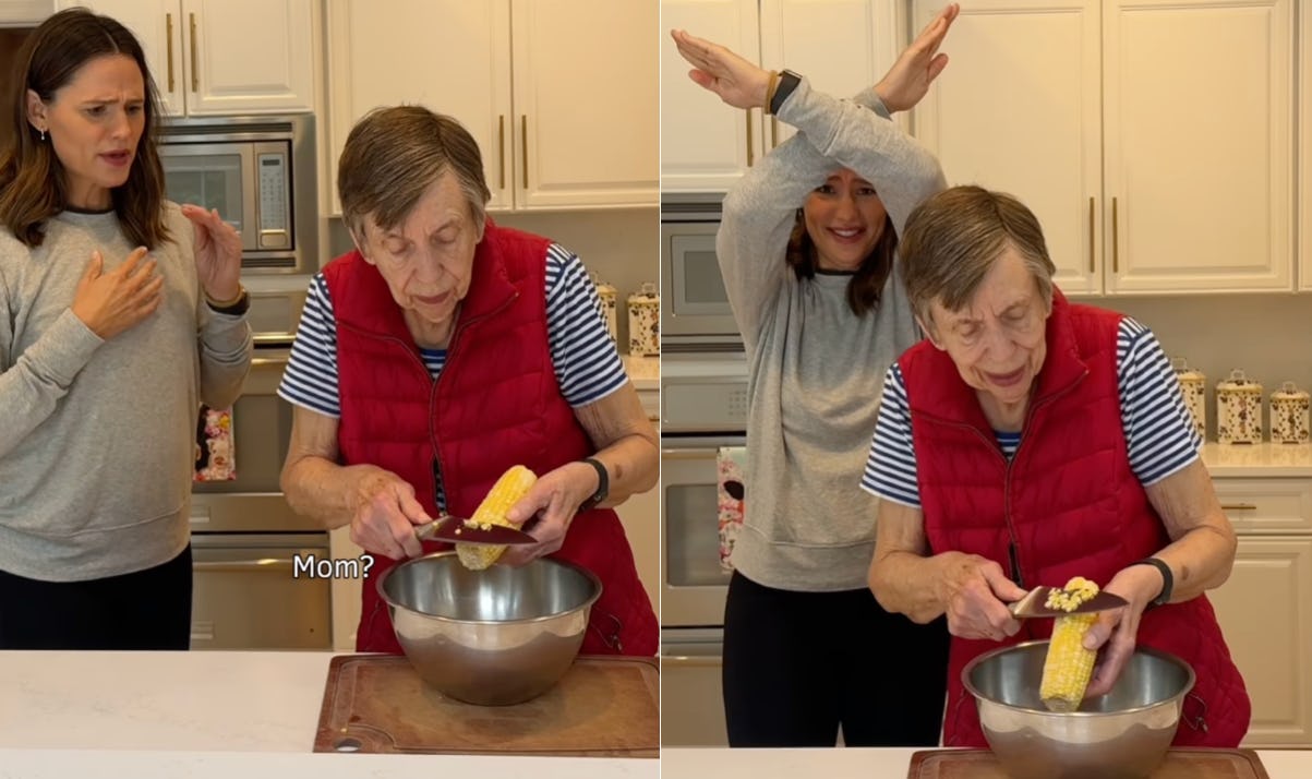 Jennifer Garner Cooks With Her Mom Pat In Sweet, Chaotic Video