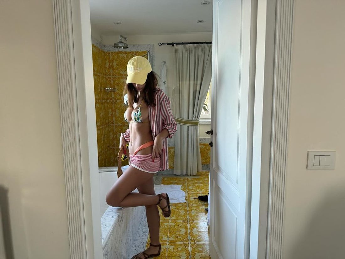 Emily Ratajkowski Celebrated Her Birthday In A Skimpy Bikini