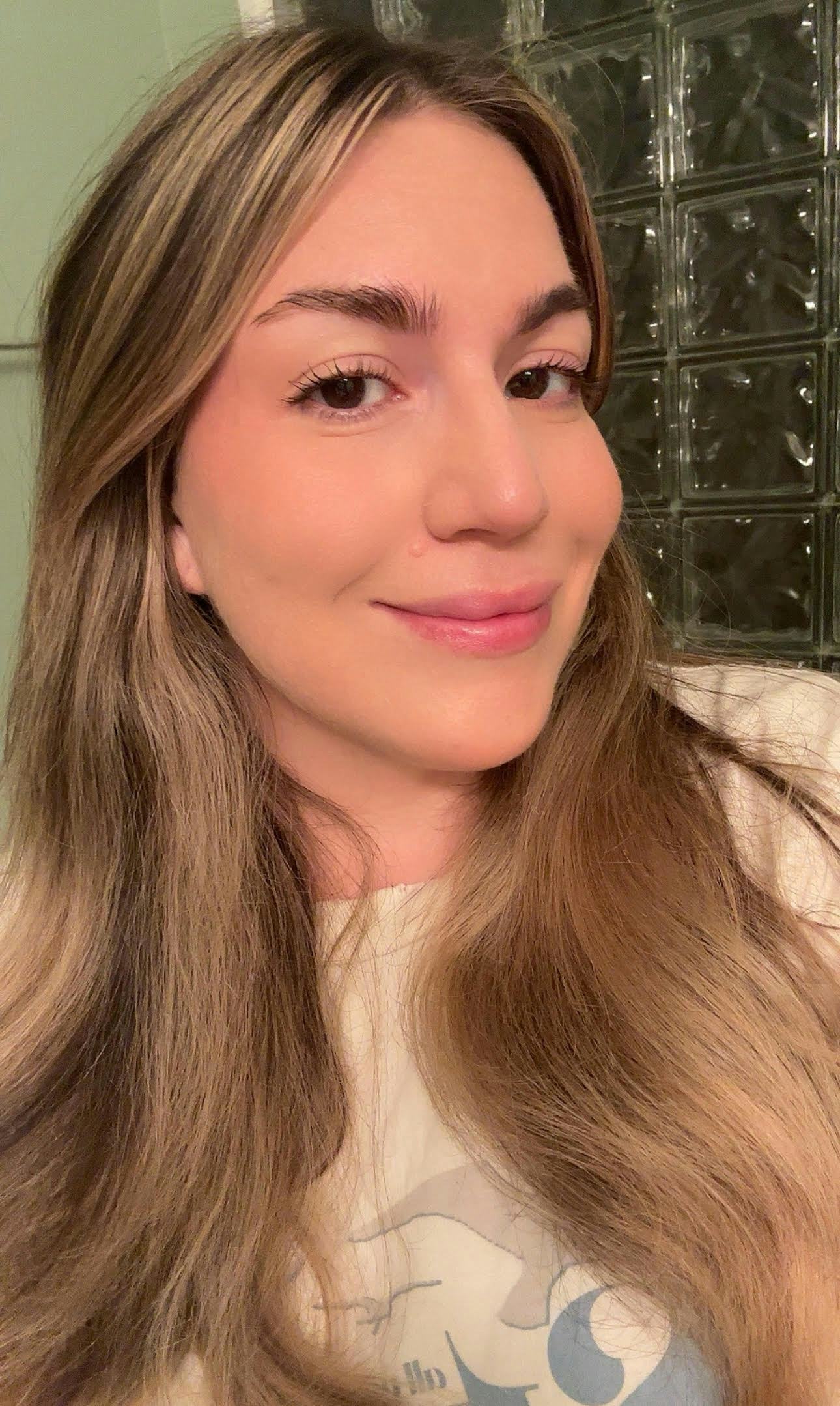 Victoria Beckham Beauty's FeatherFix Brow Gel Holds Up In The Heat