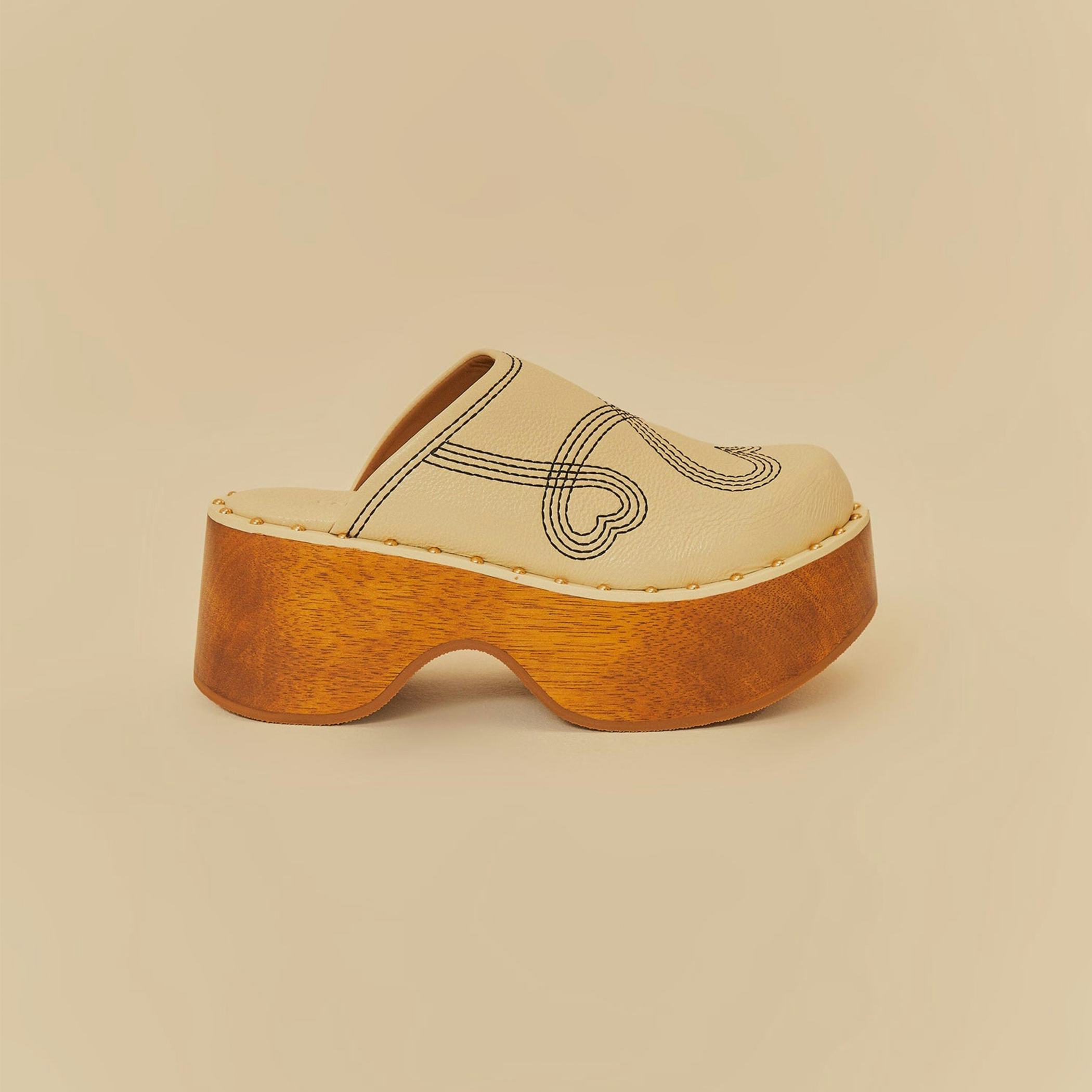 Daisy Edgar-Jones' Boho Style Is Inspiring My Summer Wardrobe