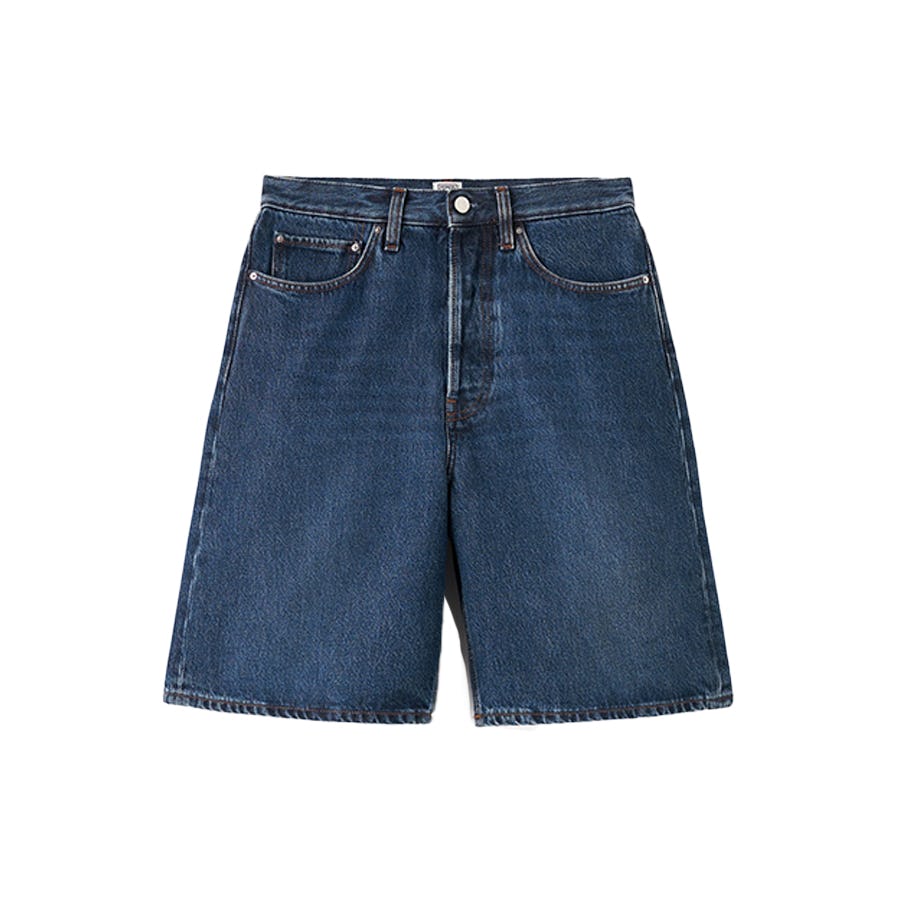 The Denim Shorts We’re Loving This Summer