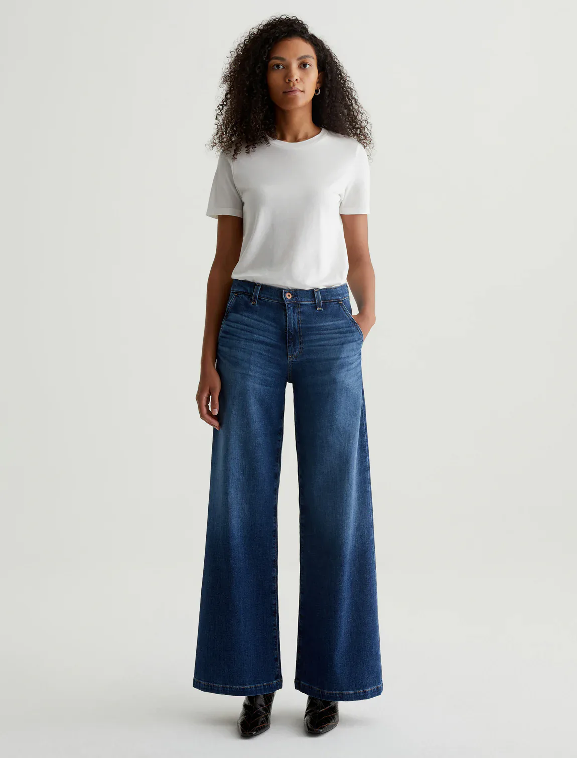 Fall 2024's Biggest Jeans Trends Are All Over The Map