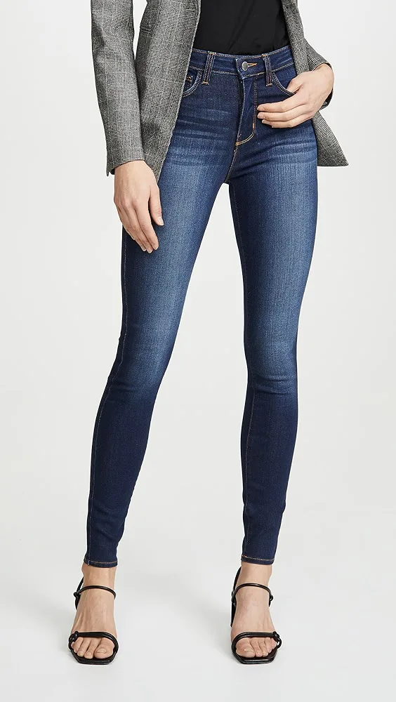 Fall 2024's Biggest Jeans Trends Are All Over The Map