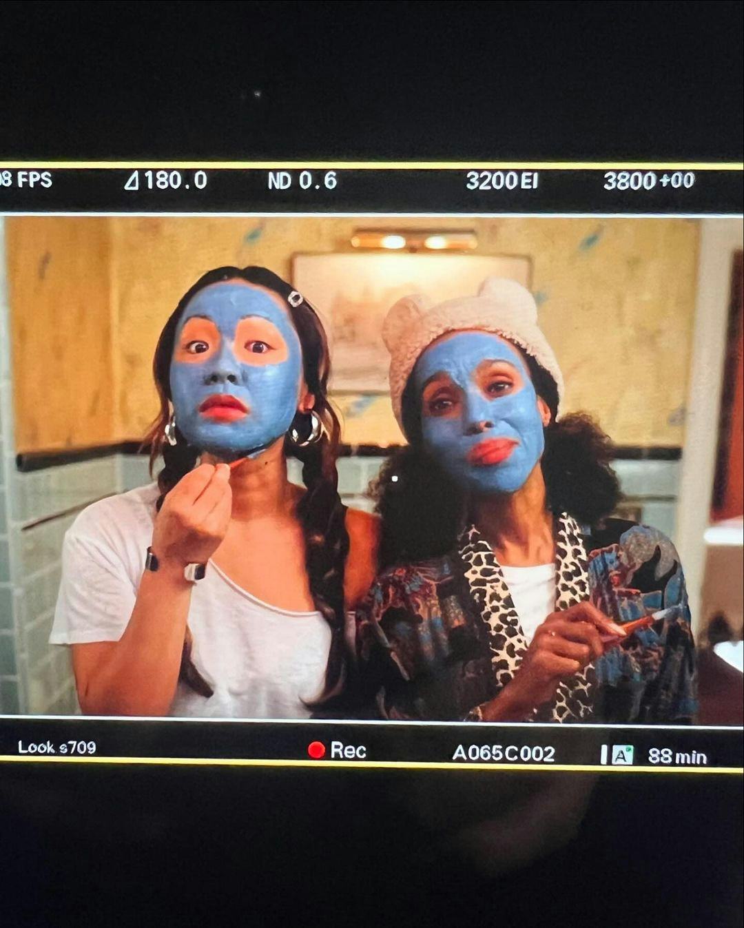 Kerry Washington's Blue Face Mask Is The Ultimate Self-Care Essential