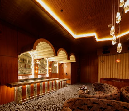 The Keys Sunset Boulevard Opening Scene Report