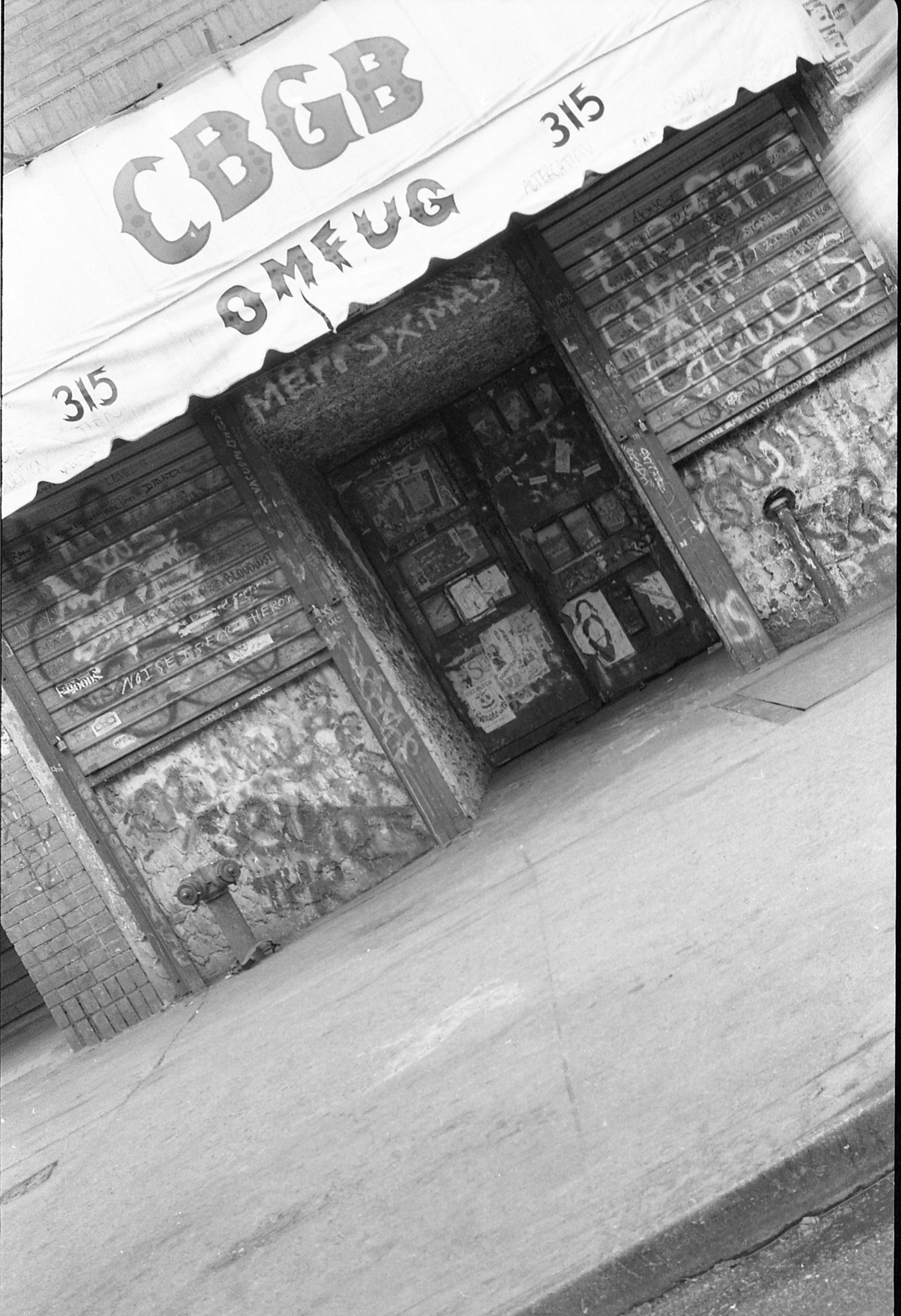 A New Book on Photographer Dustin Pittman Captures NYC’s Golden Years