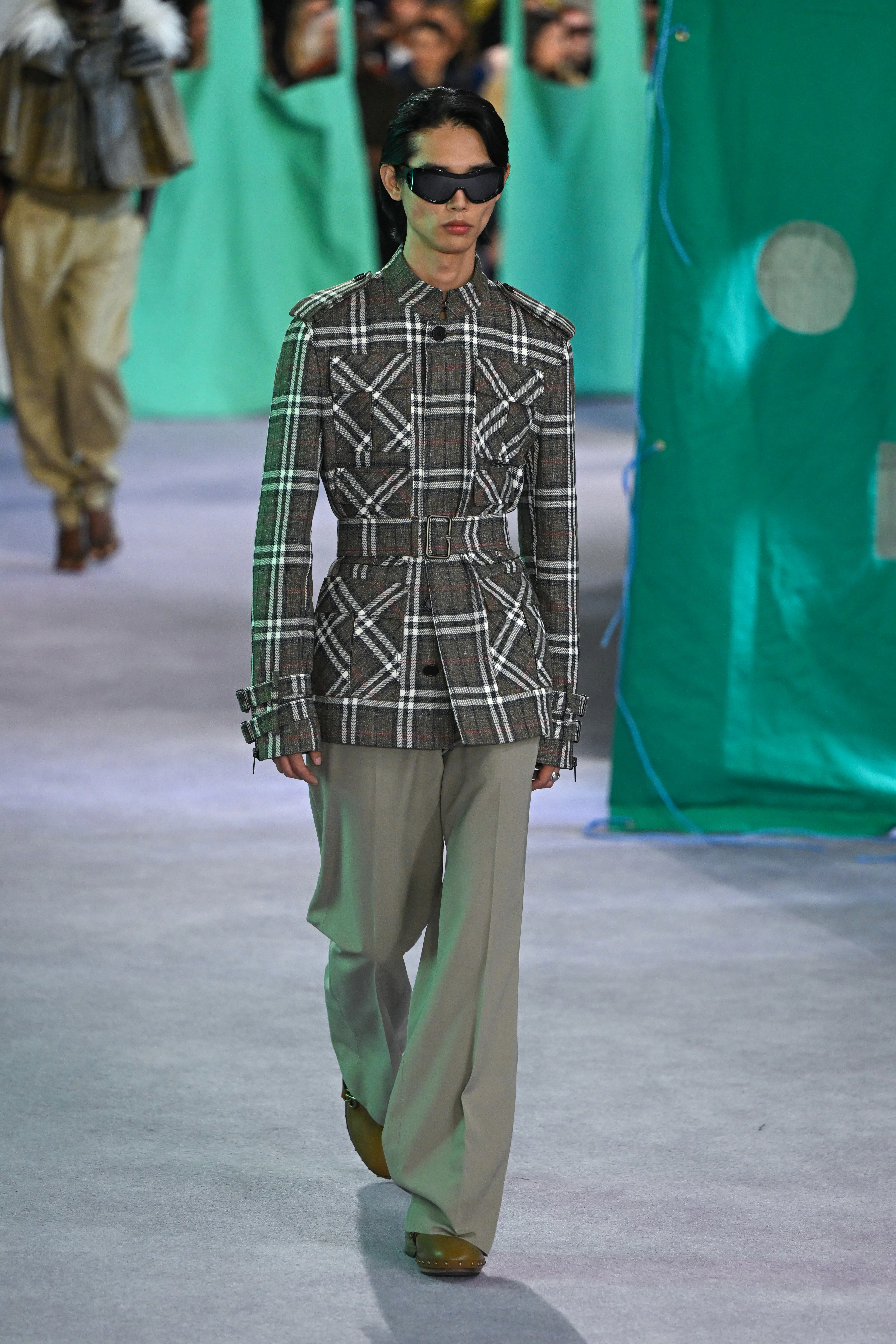 Burberry Spring 2025 London Fashion Week Runway Photos