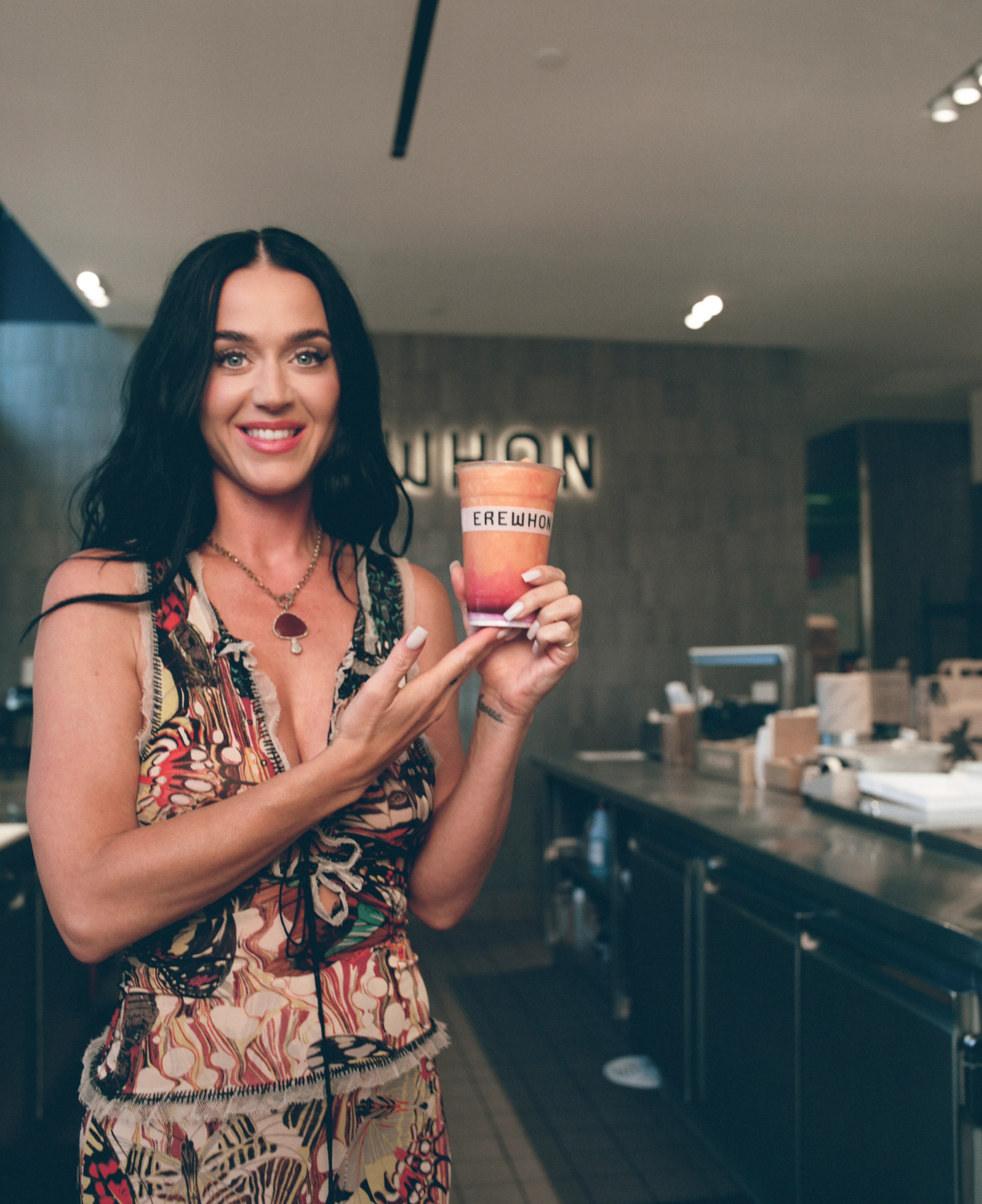 I Tried Katy Perry's Orange You Glad I Love You Erewhon Smoothie
