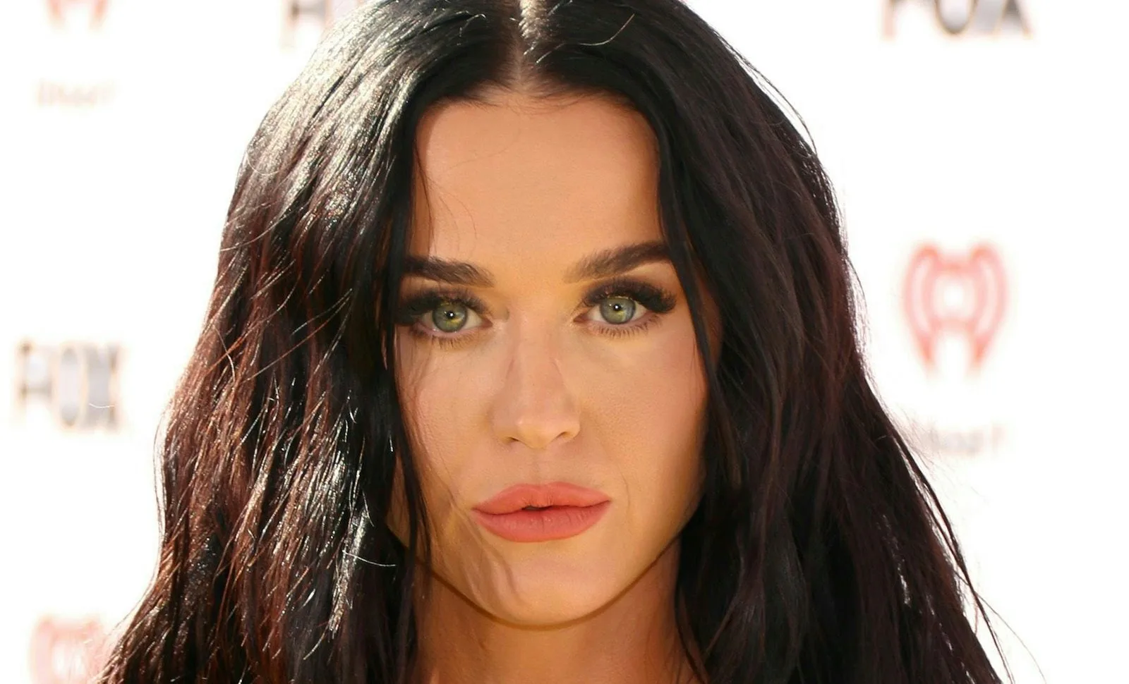Katy Perry Brullen Behang Katy Perry | Musik | Roar