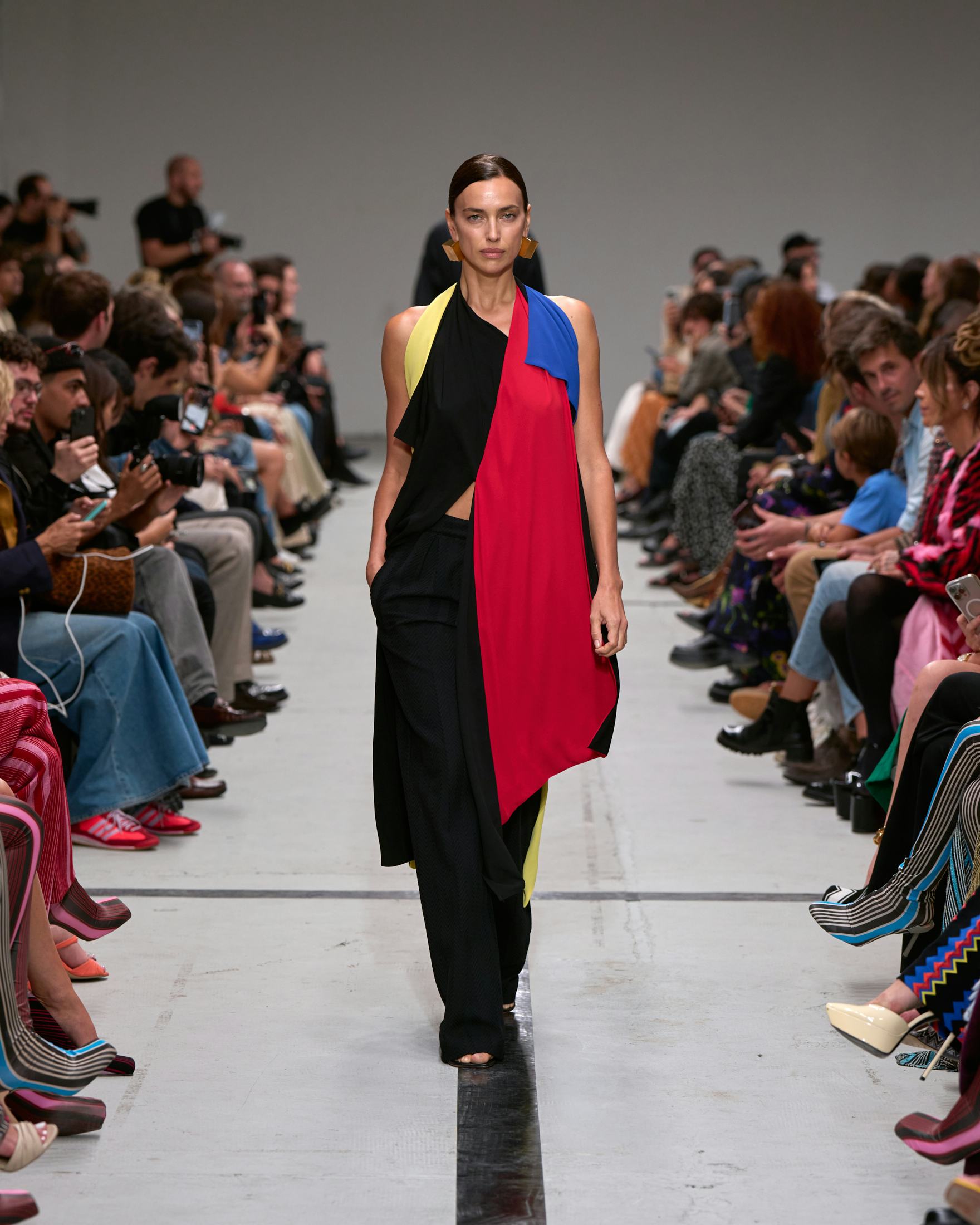 Milan Fashion Week Spring 2025: The Best Looks From the Runway