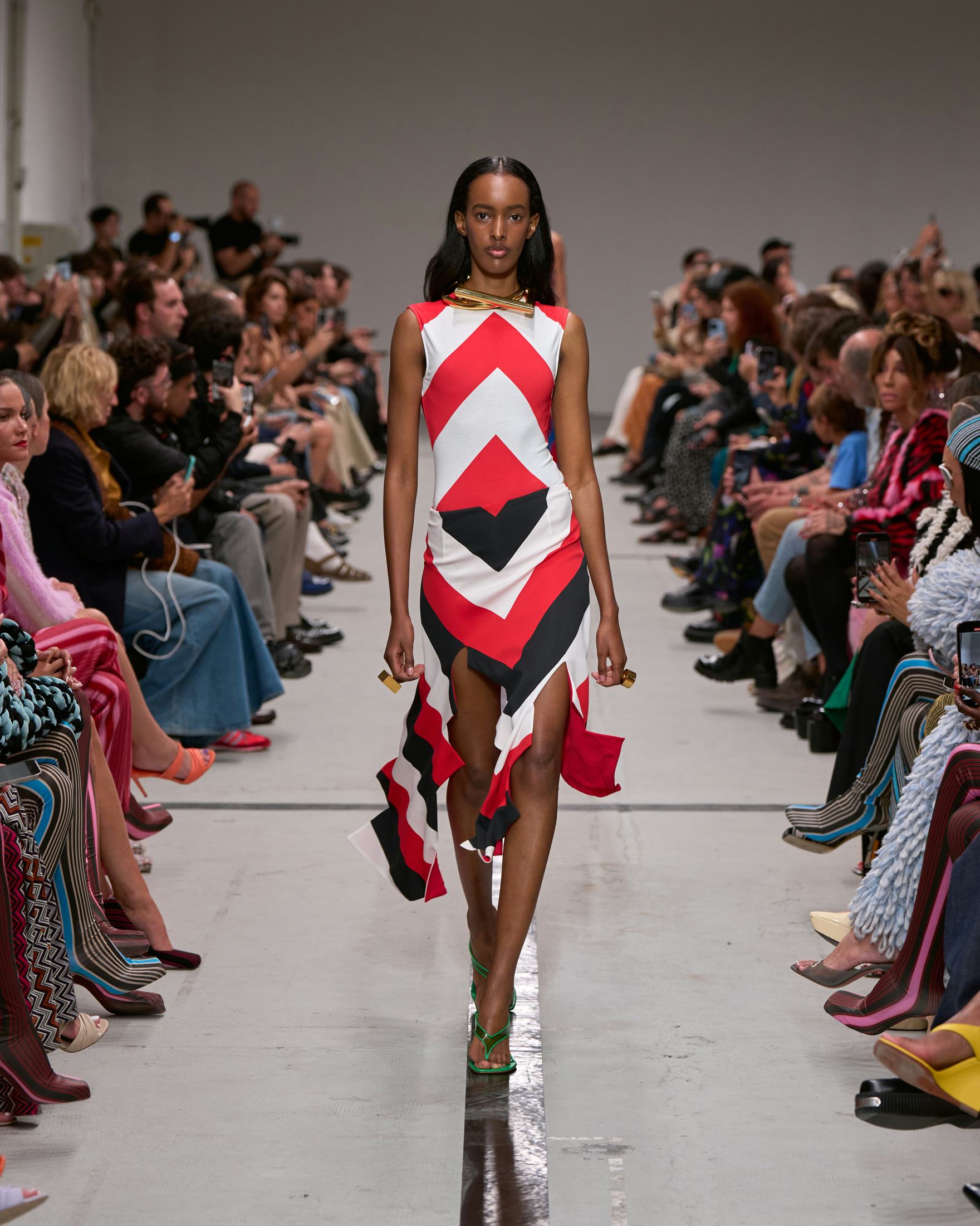 Milan Fashion Week Spring 2025: The Best Looks From the Runway