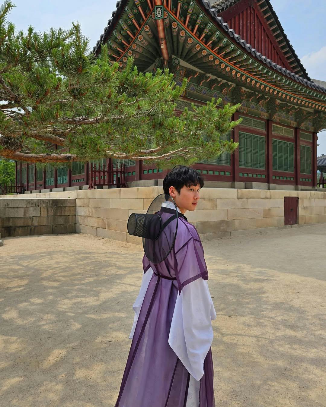 Joshua Lee On Playing Jin In 'XO, Kitty' Season 2 & Fan Ships