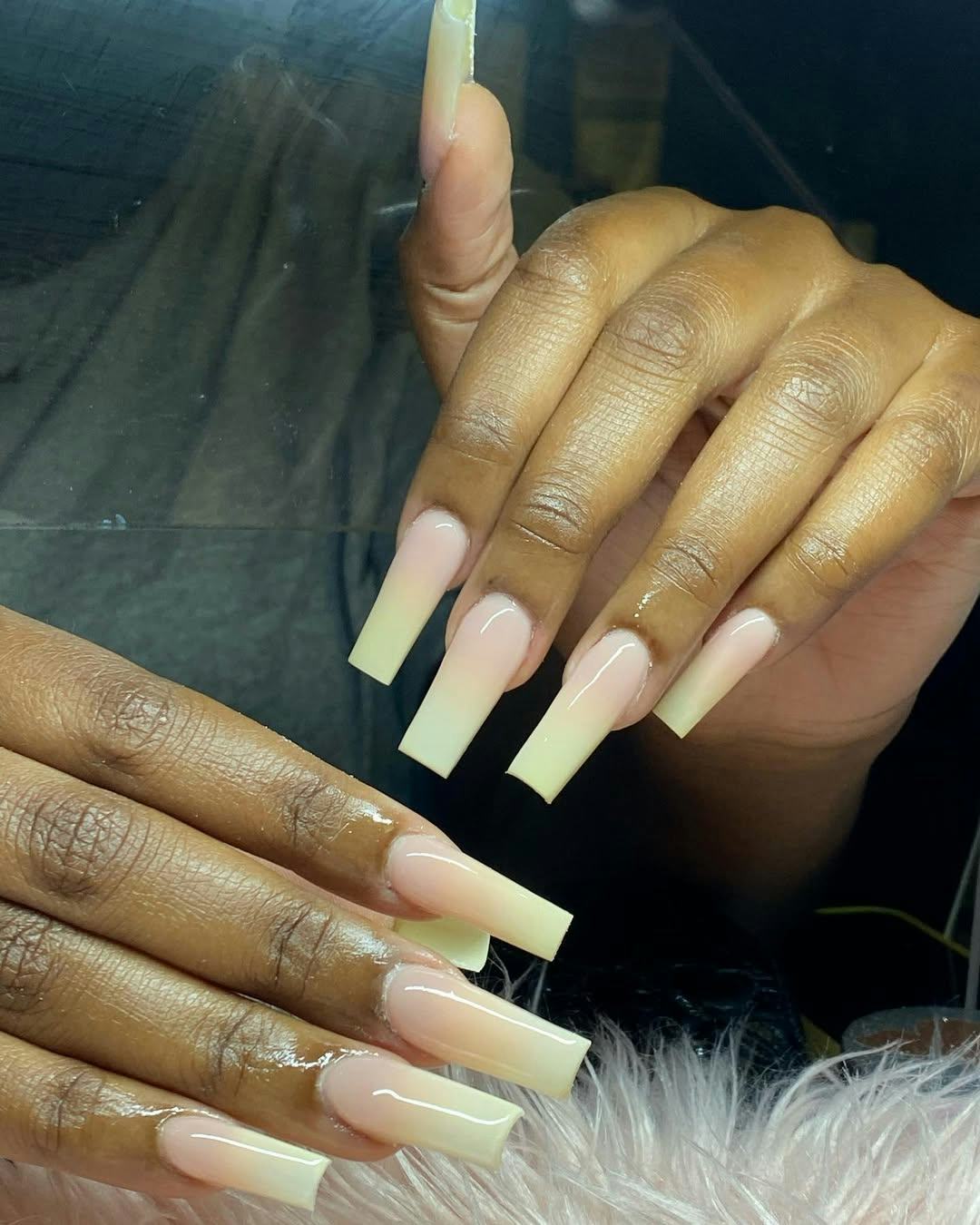 10 “Butter Yellow” Nail Art Ideas For Your Soft Girl Era