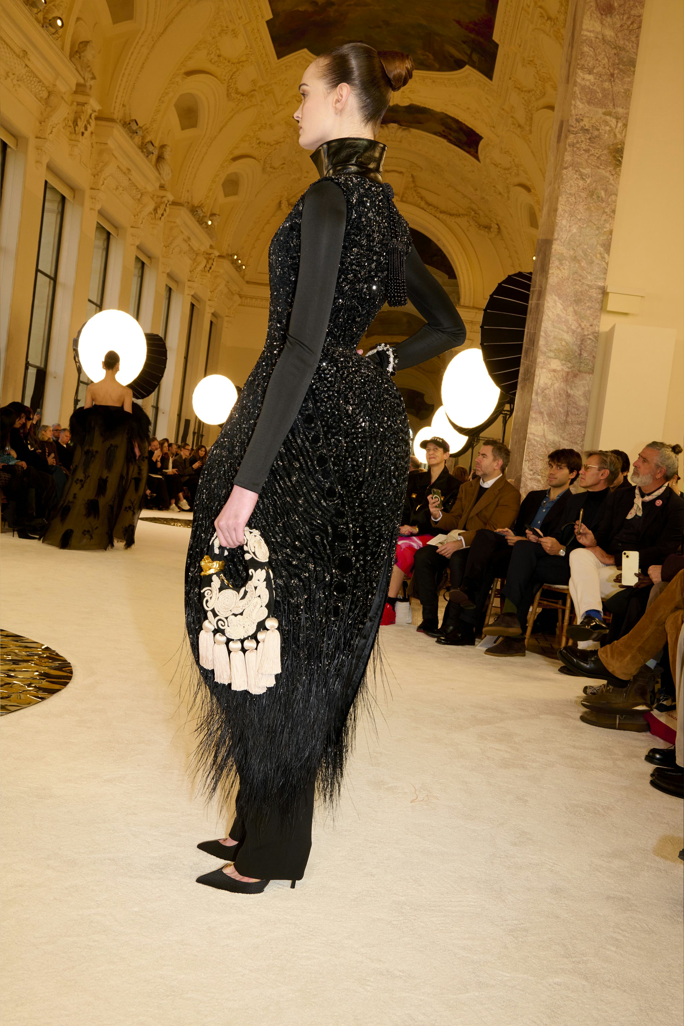 At Schiaparelli Couture, Old-World Glamour Meets a New-World Vision