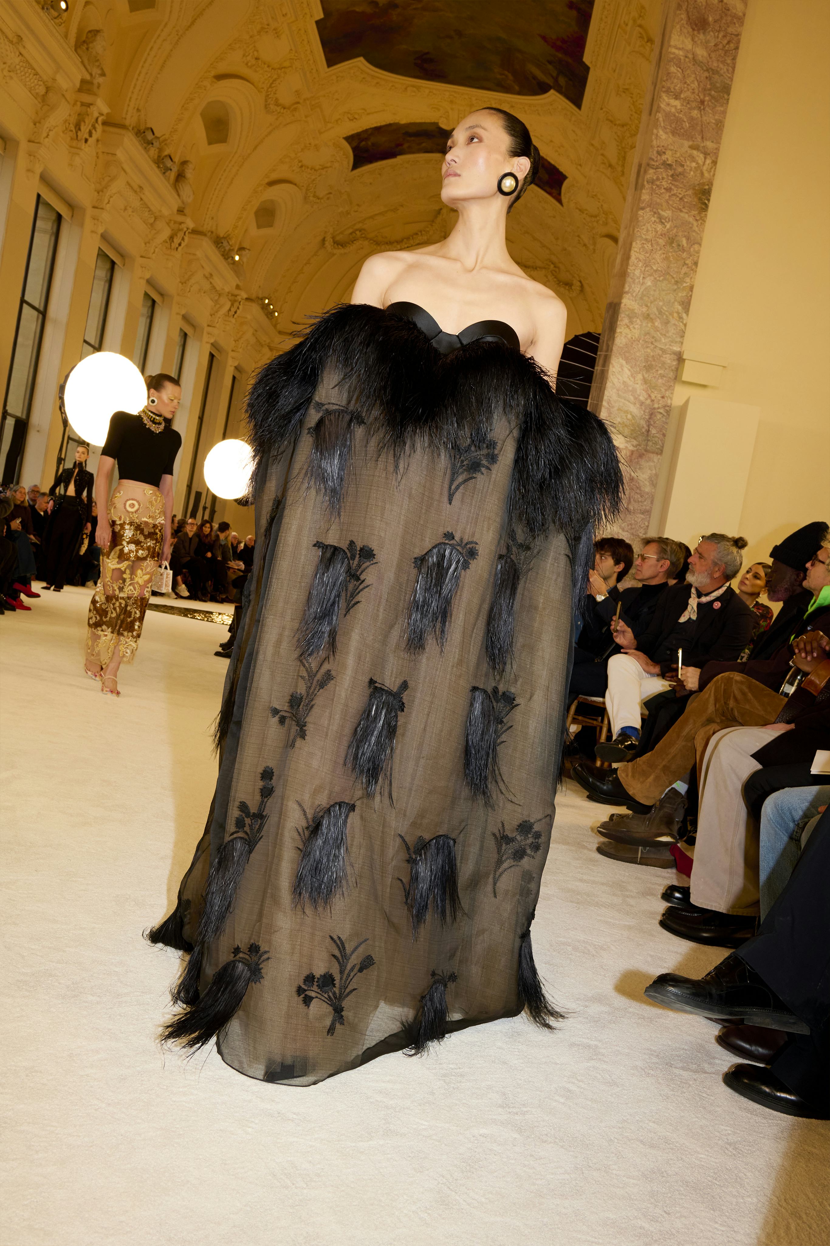 At Schiaparelli Couture, Old-World Glamour Meets a New-World Vision