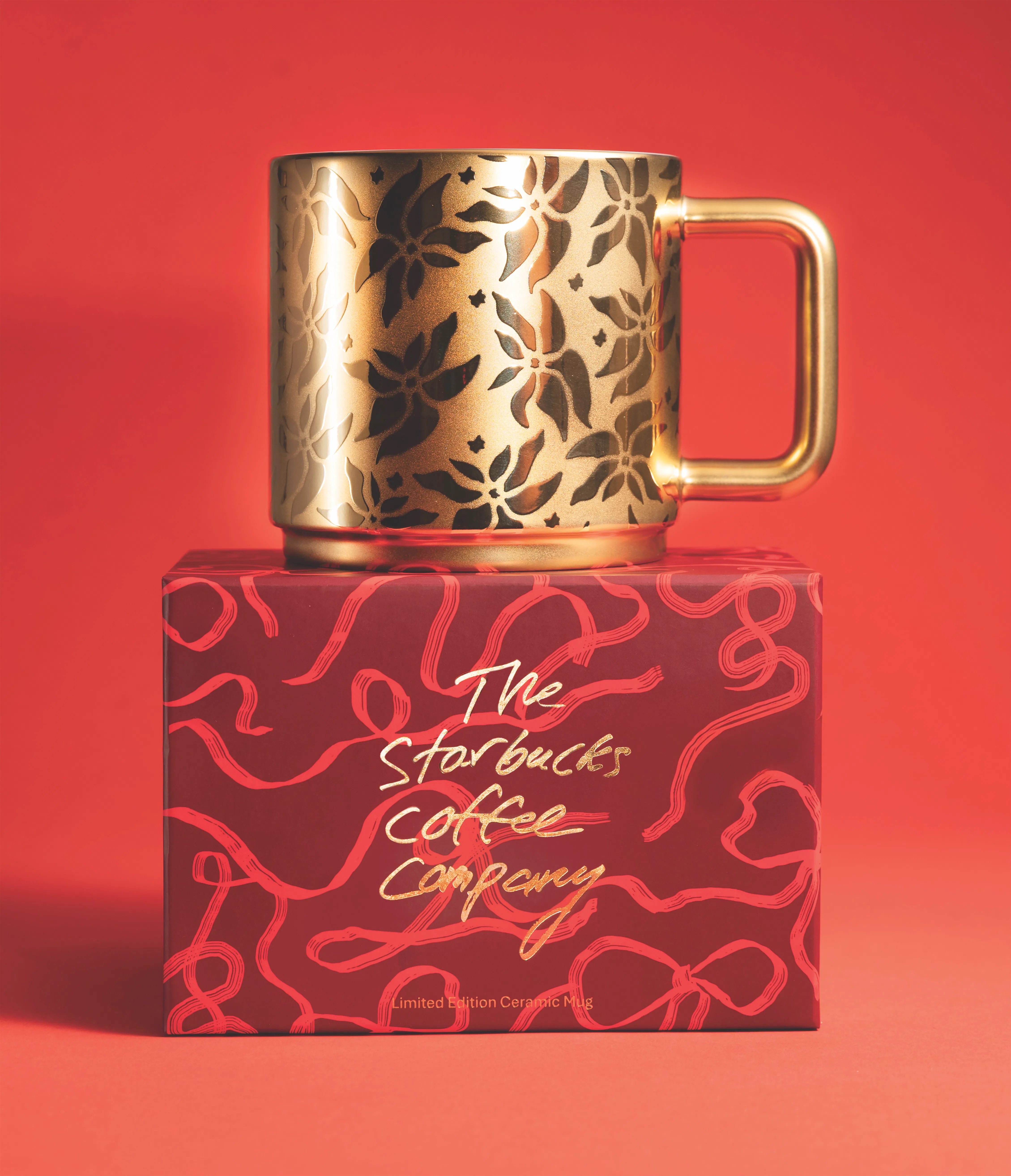 Starbucks' 2025 Holiday Merch Has A Travis Kelce-Looking Cold Cup
