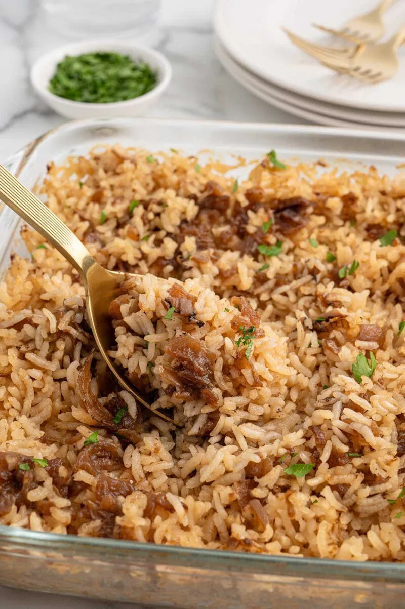 17 Simple Rice Recipes For Dinner That Are Easy & Inexpensive