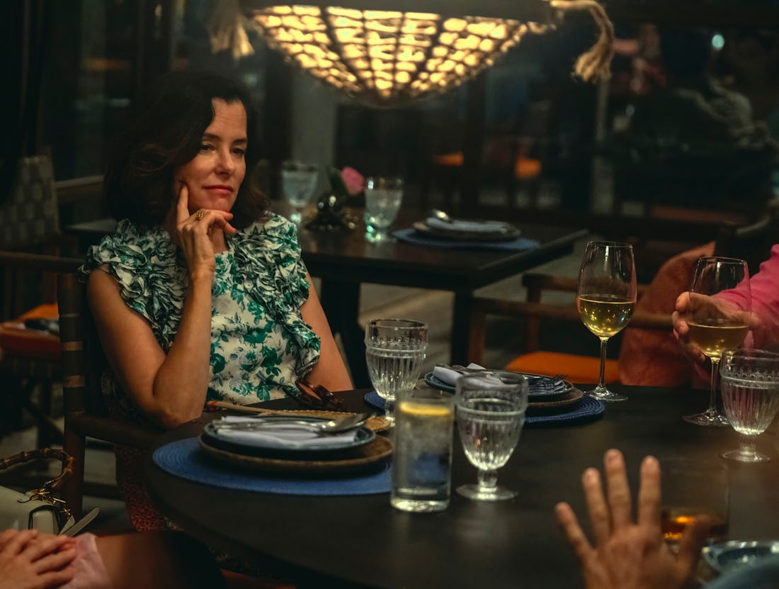 Parker Posey On 'The White Lotus,' Victoria's Accent & Her Season 4 Pitch