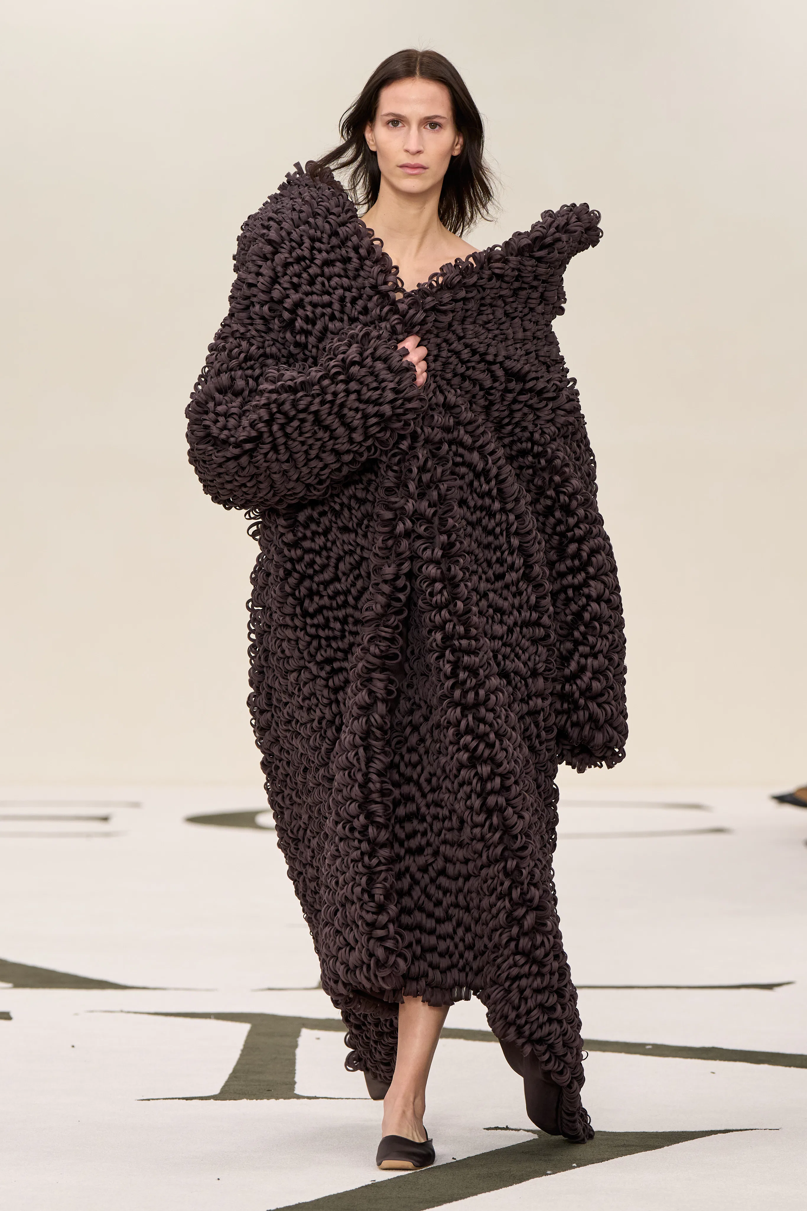Veronica Leoni's Calvin Klein Debut Collection Revived The Brand's '90s ...