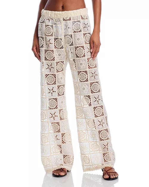 How To Nail 'White Lotus'-Core, 2025's Buzziest Summer Aesthetic