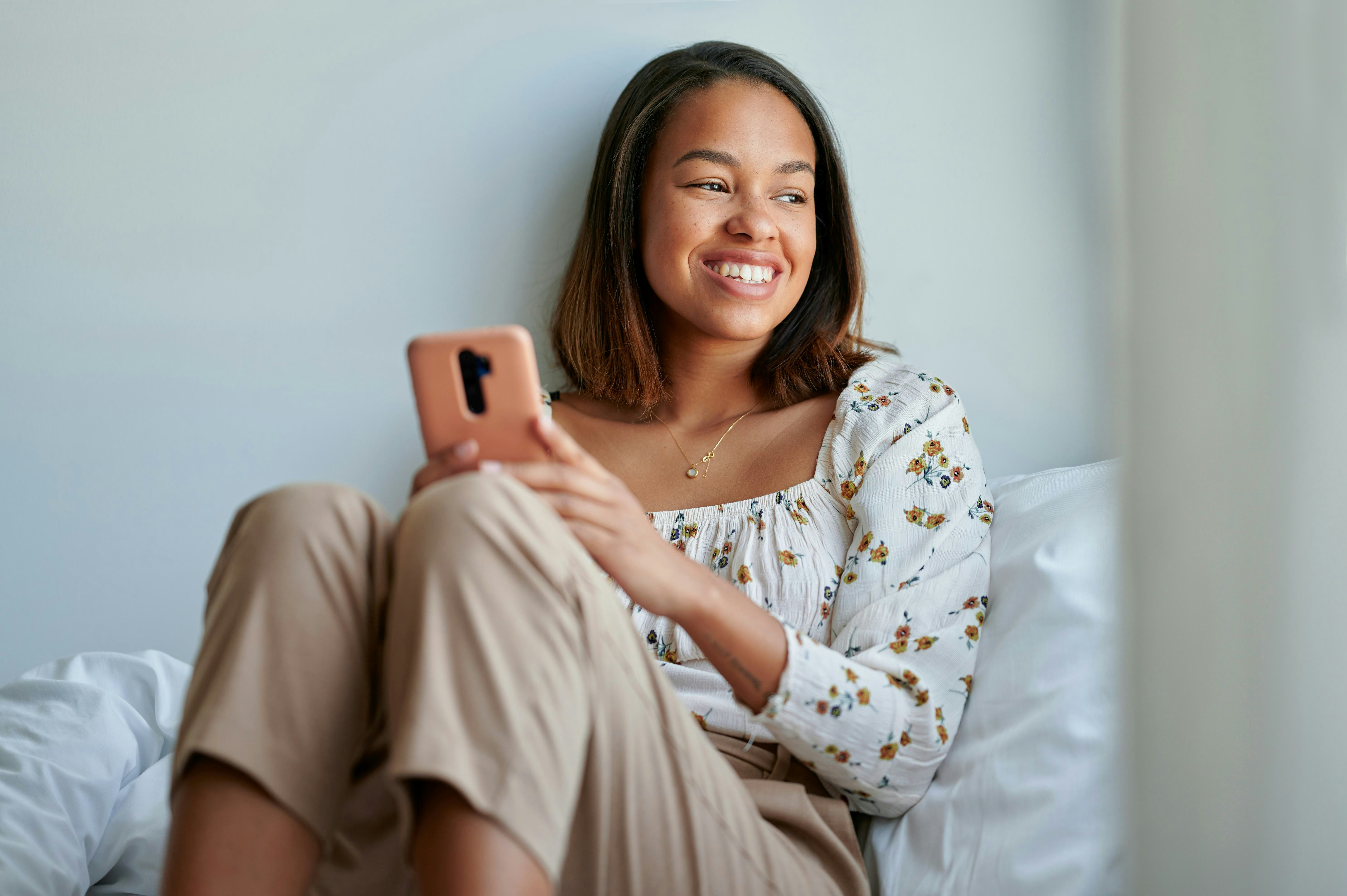 67 Good Opening Lines To Use On Dating Apps