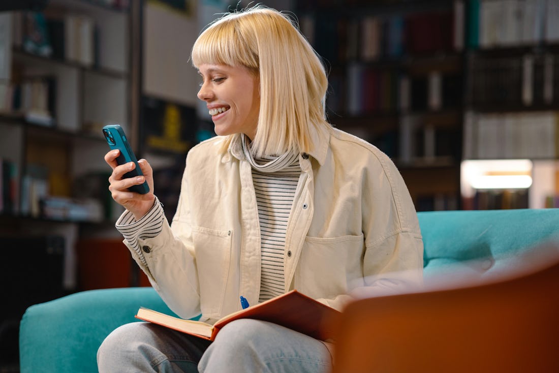 67 Good Opening Lines To Use On Dating Apps