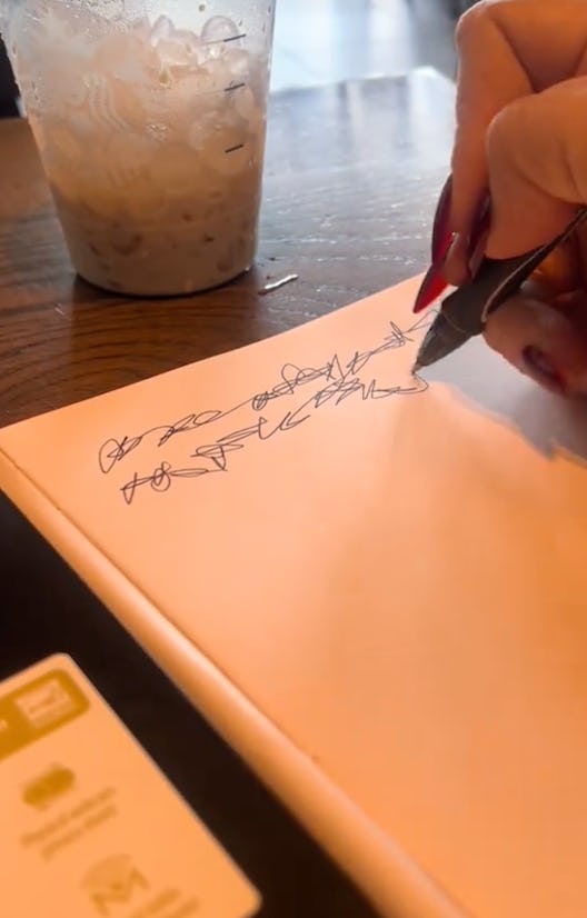 TikTok-Viral “Scribble” Journaling Can Relieve Stress