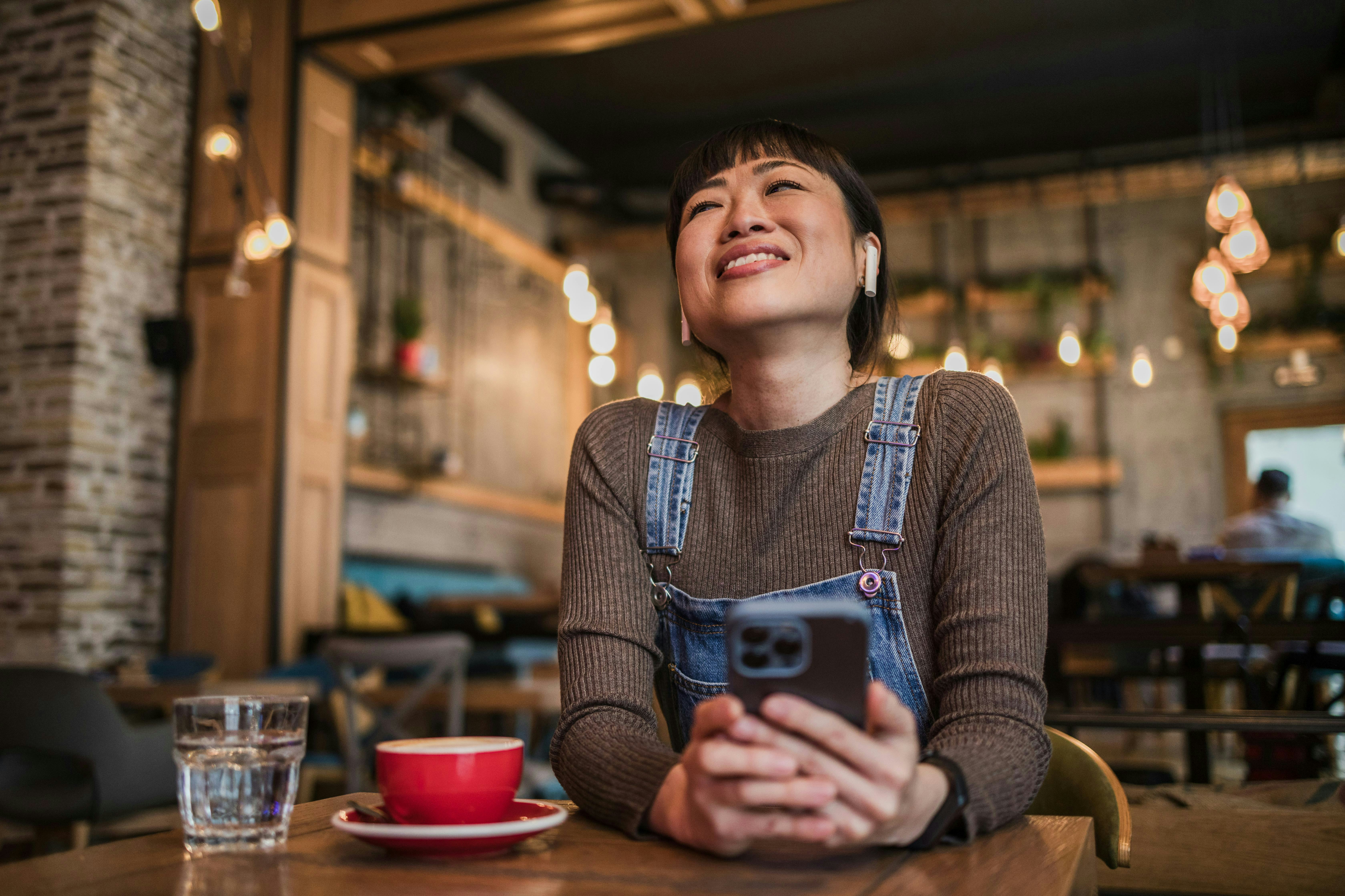 67 Good Opening Lines To Use On Dating Apps