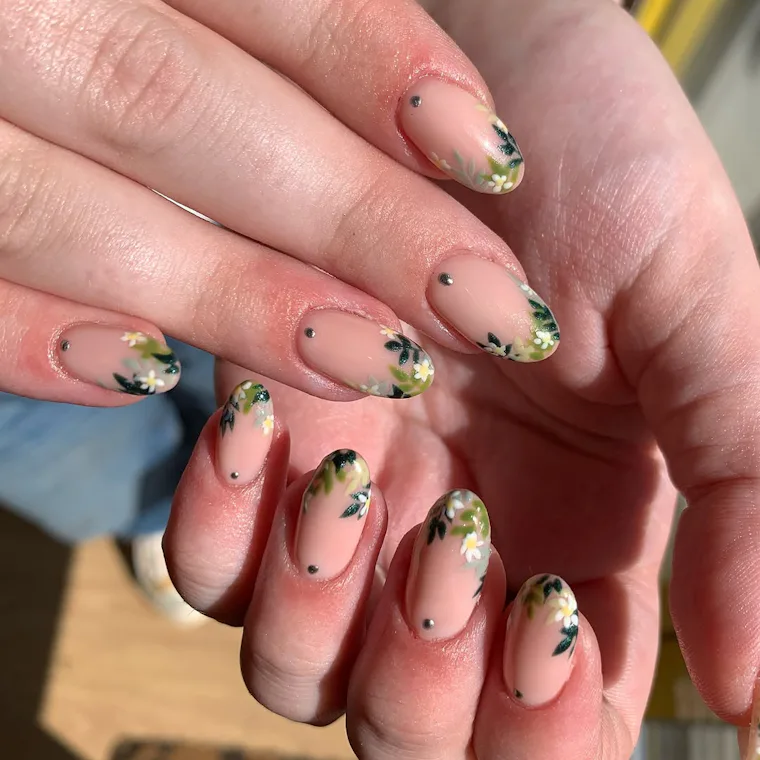 35 Cute Spring Nail Ideas To Get Right Now