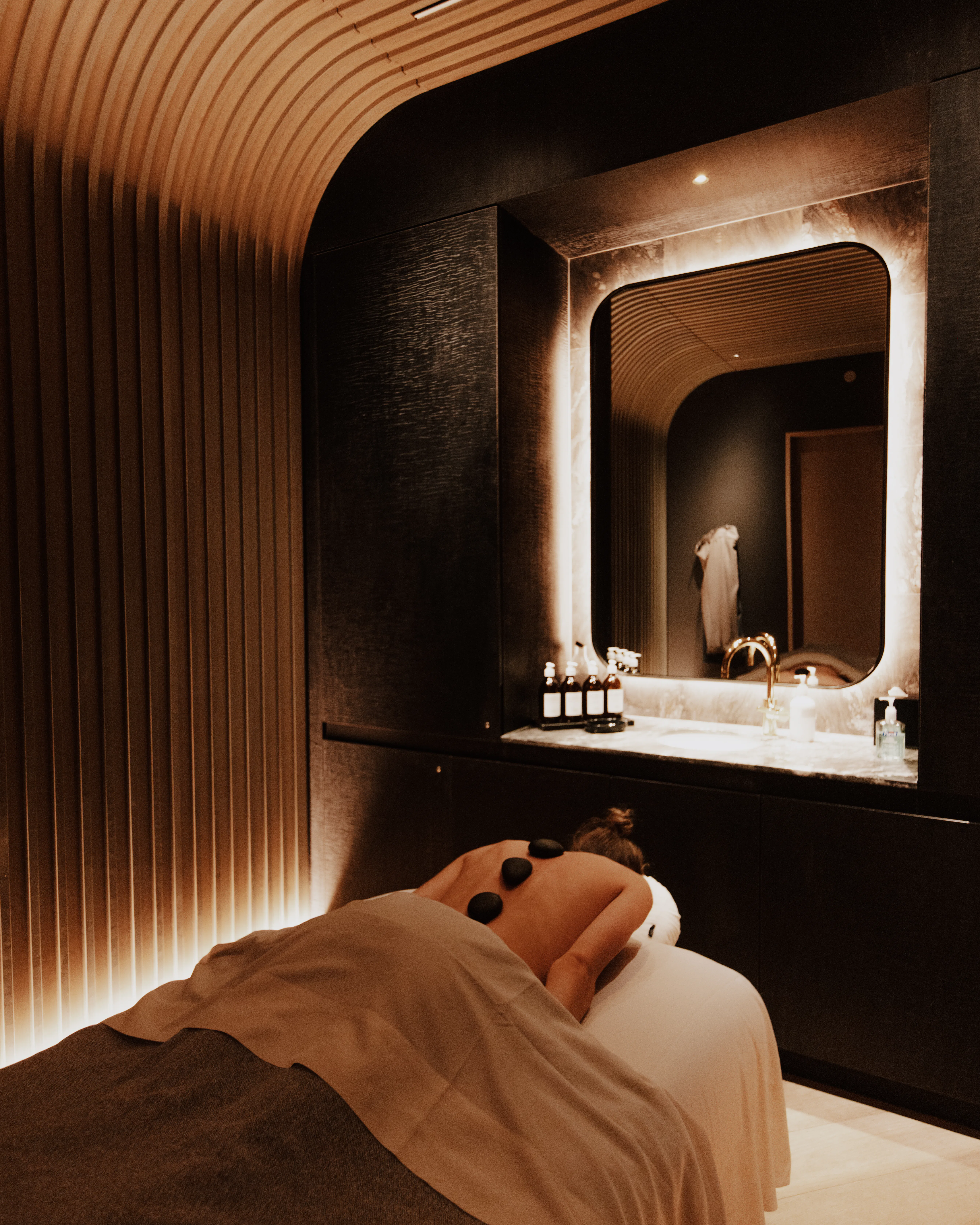 Hotels and Resorts Are Now Offering “Sleep Experiences”