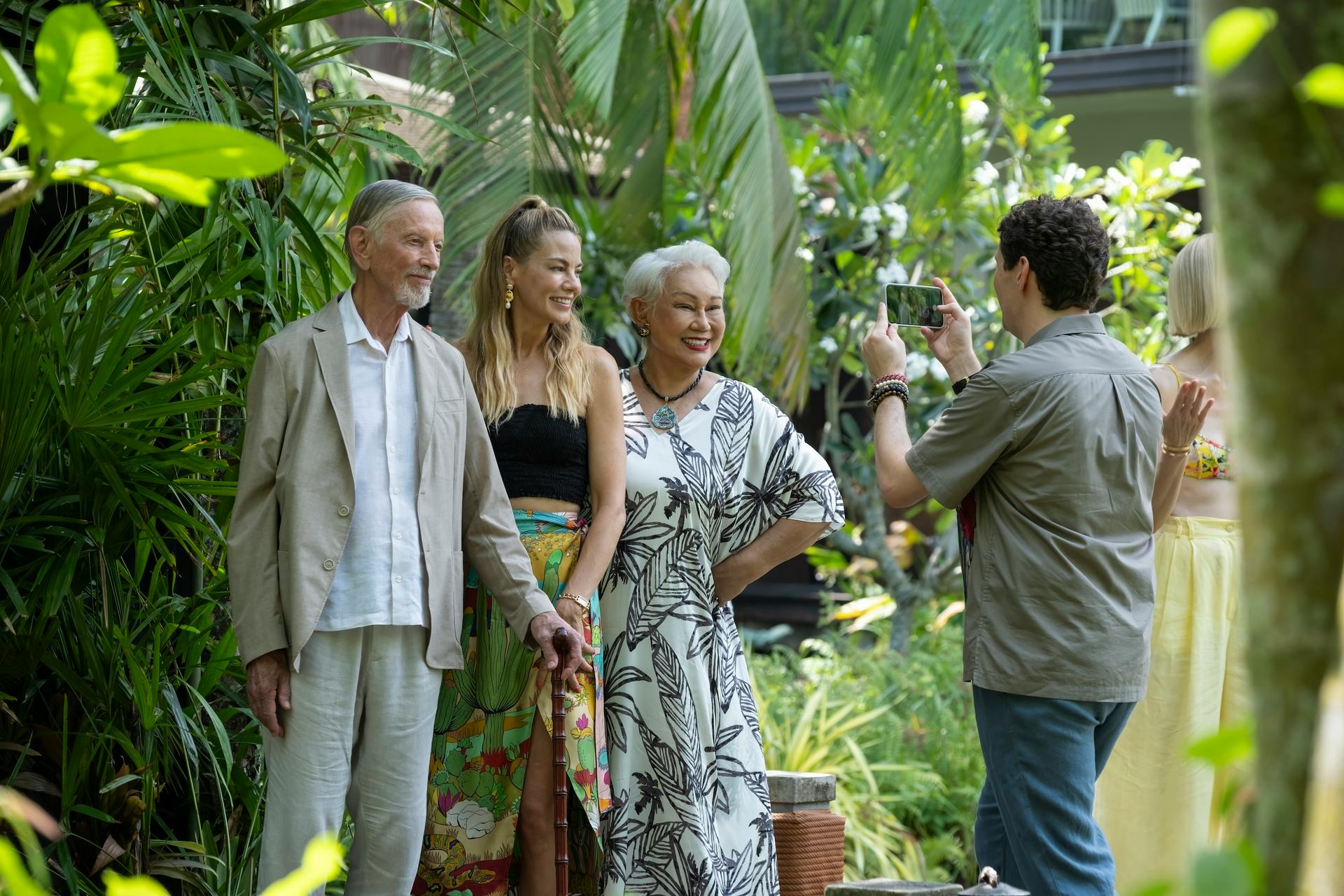 'White Lotus': 5 Clues Rick & Chelsea Would Die In Season 3 Finale