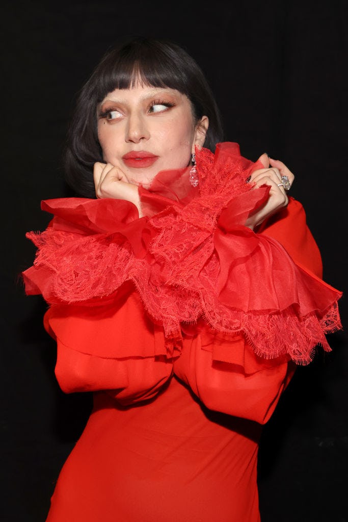 The Best Makeup Look For Your Rising Sign