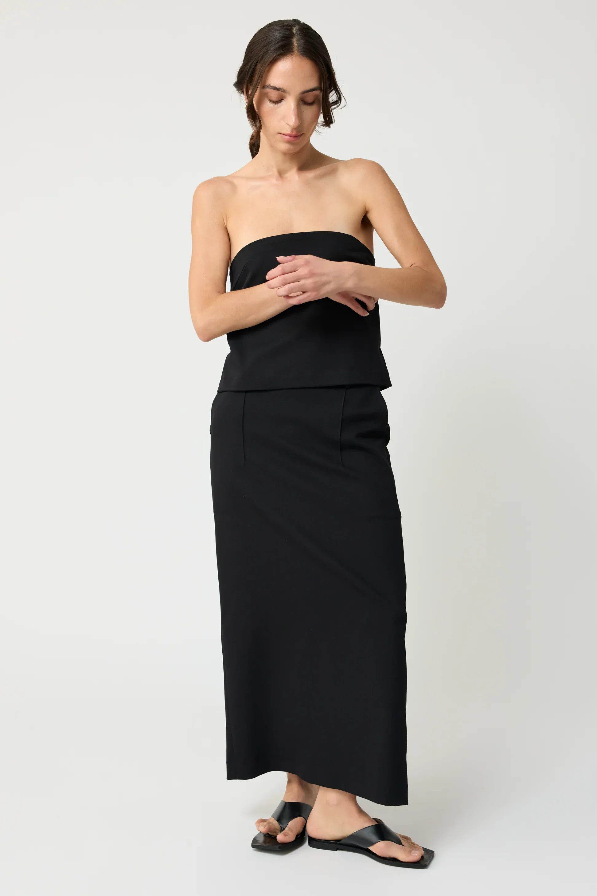 Almina Concept Is The Brand Minimalists Can't Stop Wearing