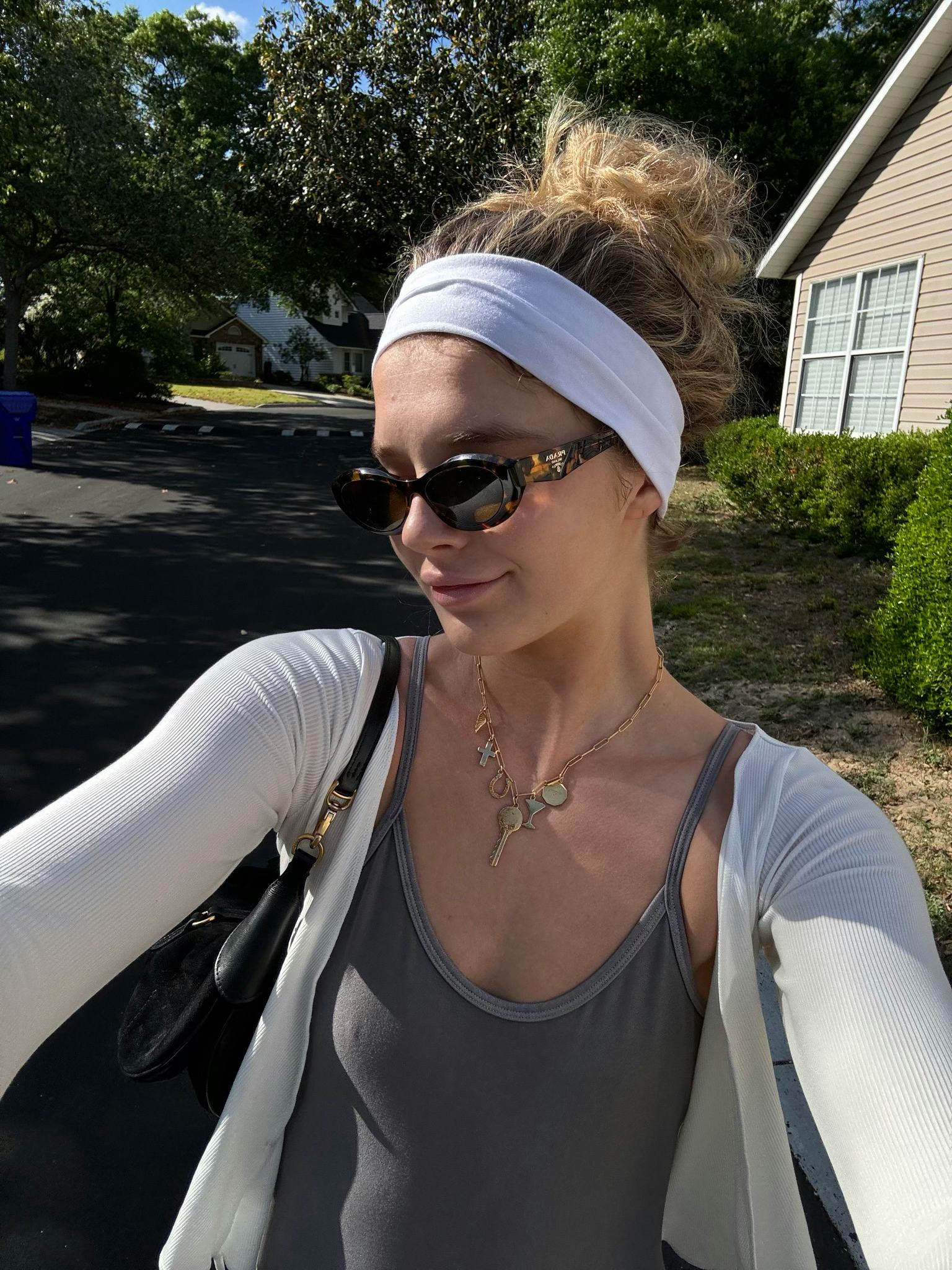 Model & Content Creator Ellie Thumann Tracks Her Phone Habits