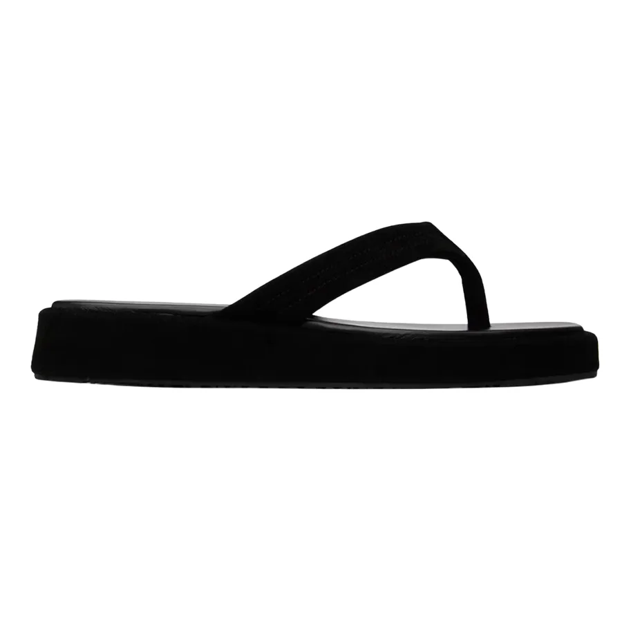 24 Fashionable Flip-Flops That Work Beyond the Beach