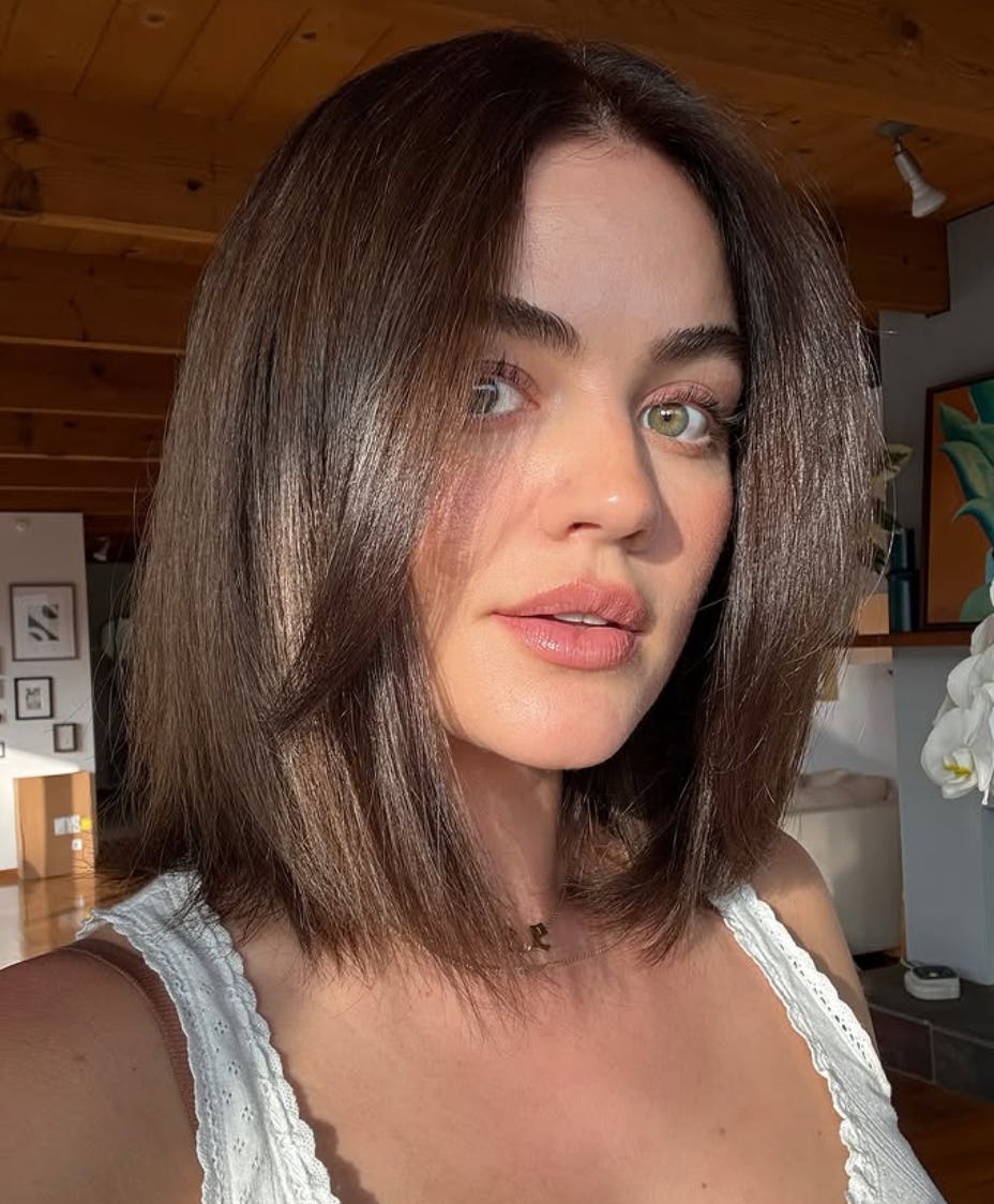 The "Ripped Bob" Haircut Is The Ultimate Model-Off-Duty Look