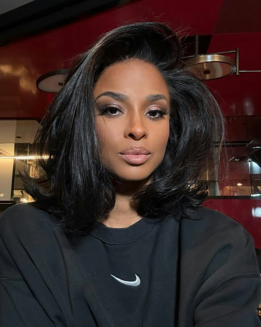 The "Ripped Bob" Haircut Is The Ultimate Model-Off-Duty Look