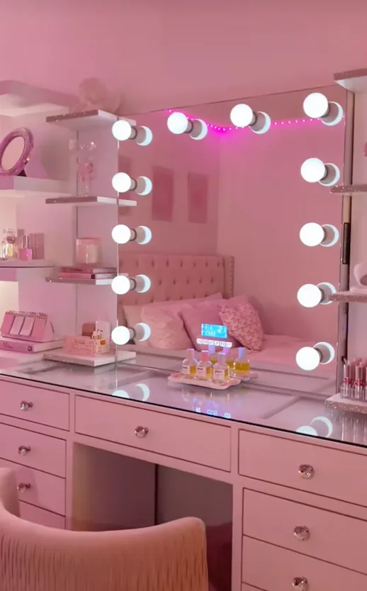 TikTok's "Vanity Time" Trend Will Make You Want A Glam Station