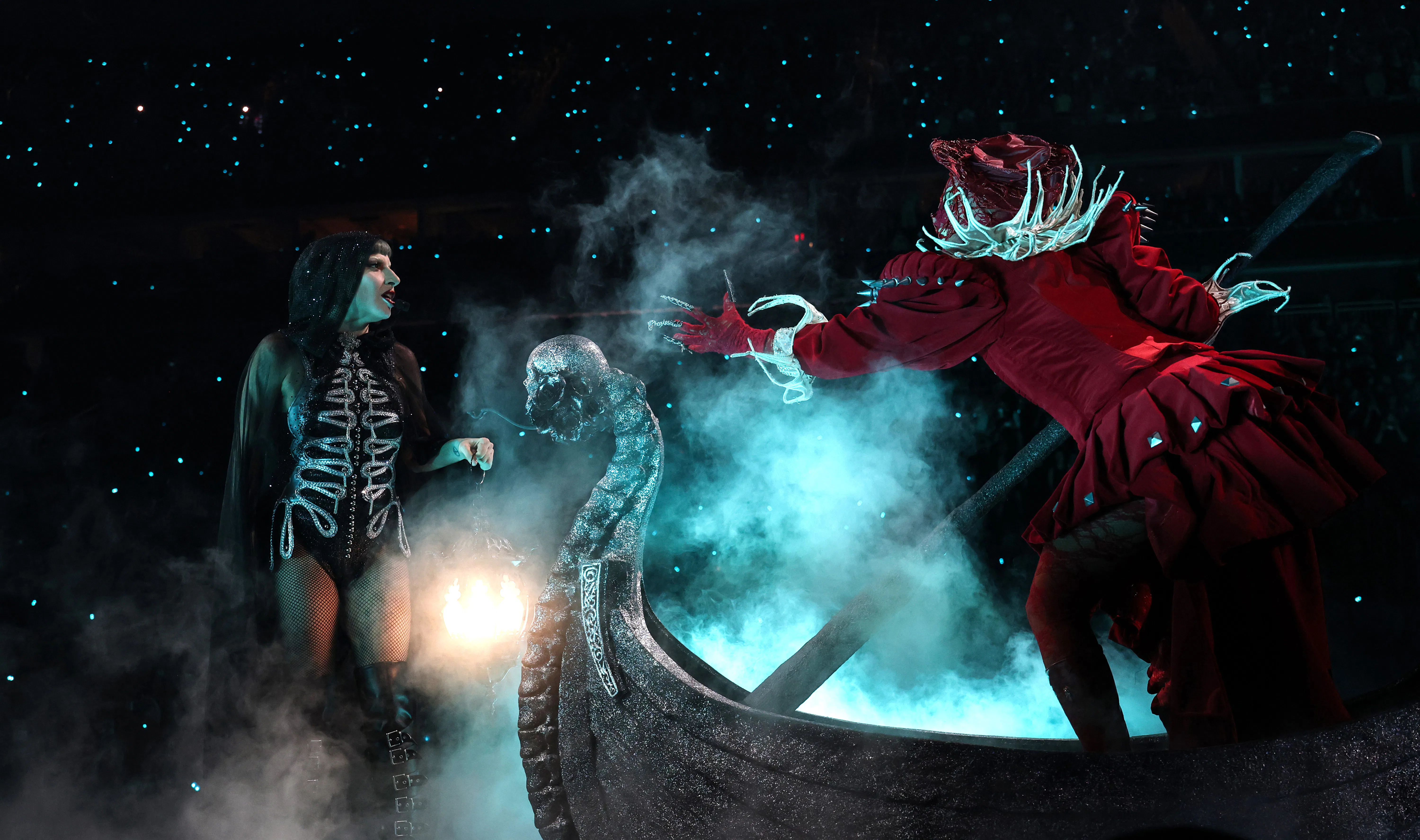 Lady Gaga's Mayhem Ball Tour: 5 Best Moments & Set List