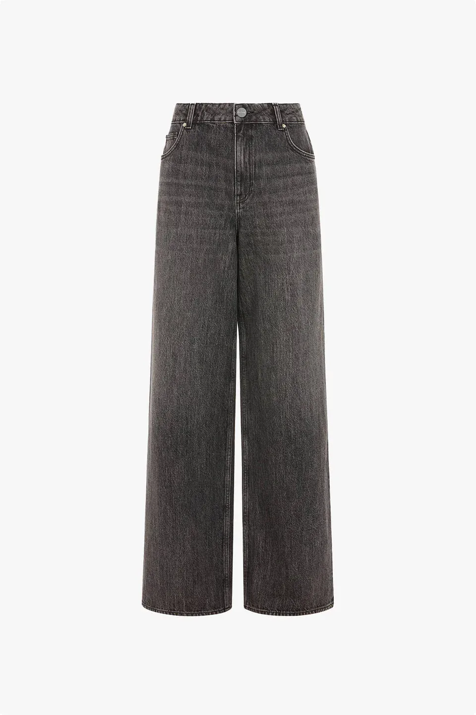 The Dos & Don'ts Of Wearing Flats With Jeans
